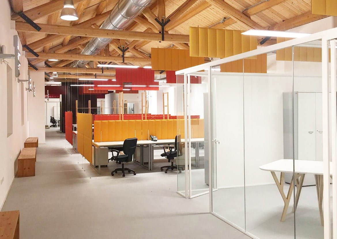 ECODESK | Desktop partition Polyester fibre desktop partition By Slalom