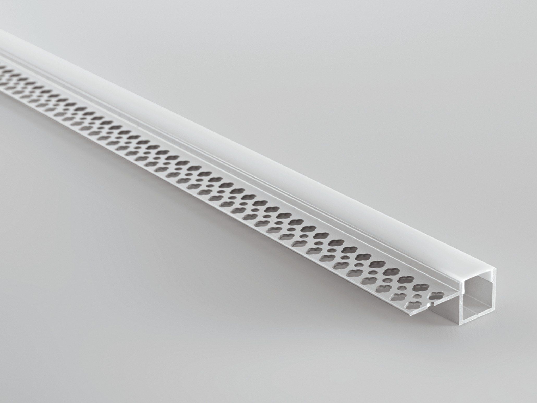 EDGE linear lighting profile By Fan Europe Lighting
