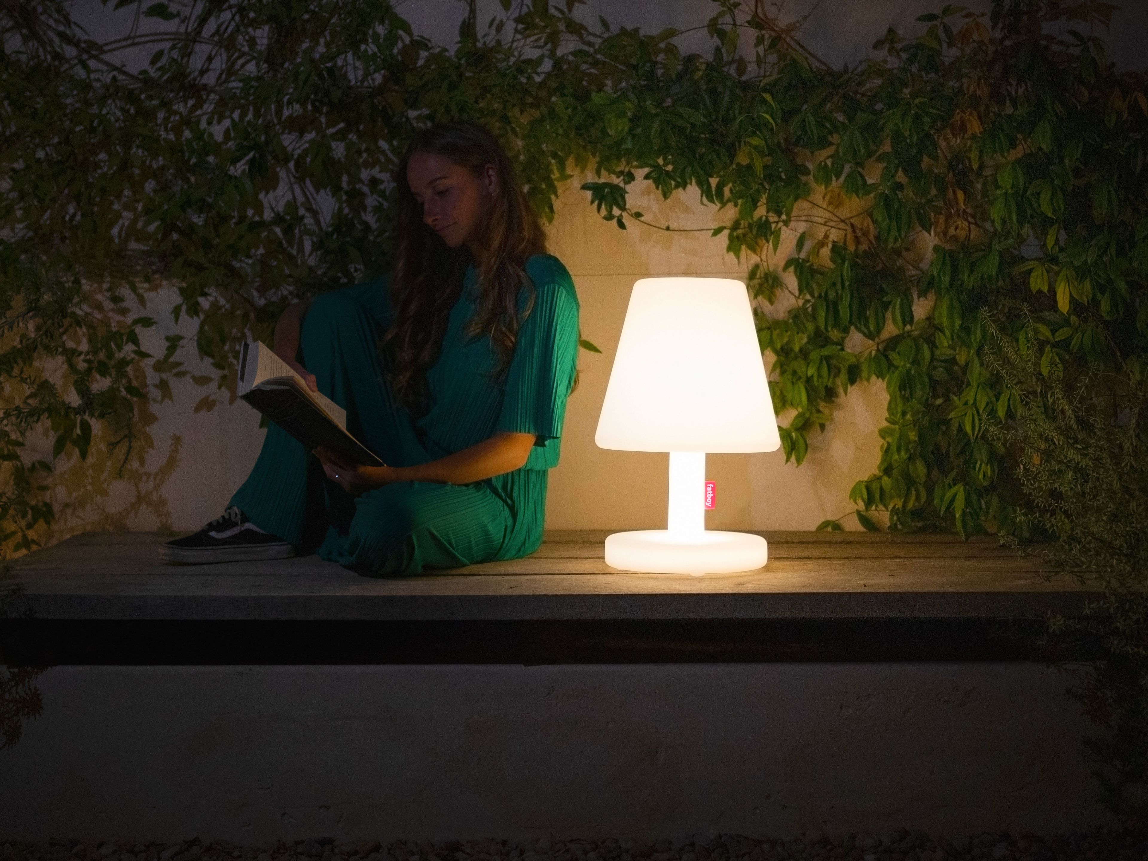 EDISON THE MEDIUM table lamp By Fatboy