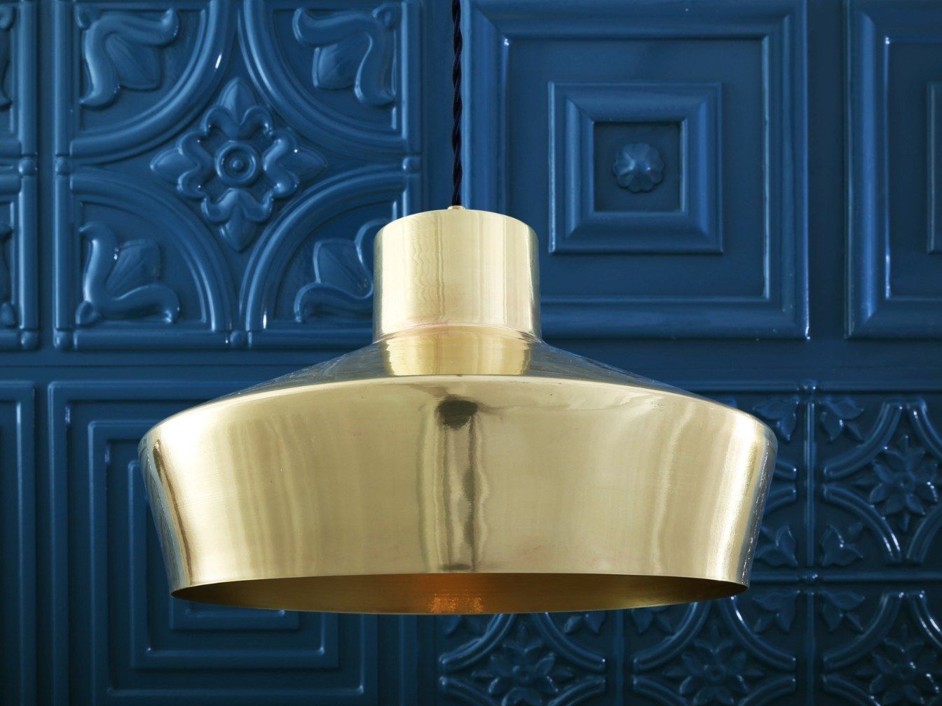 ELEGANCE BRASS PENDANT LIGHT Pendant lamp By Mullan Lighting