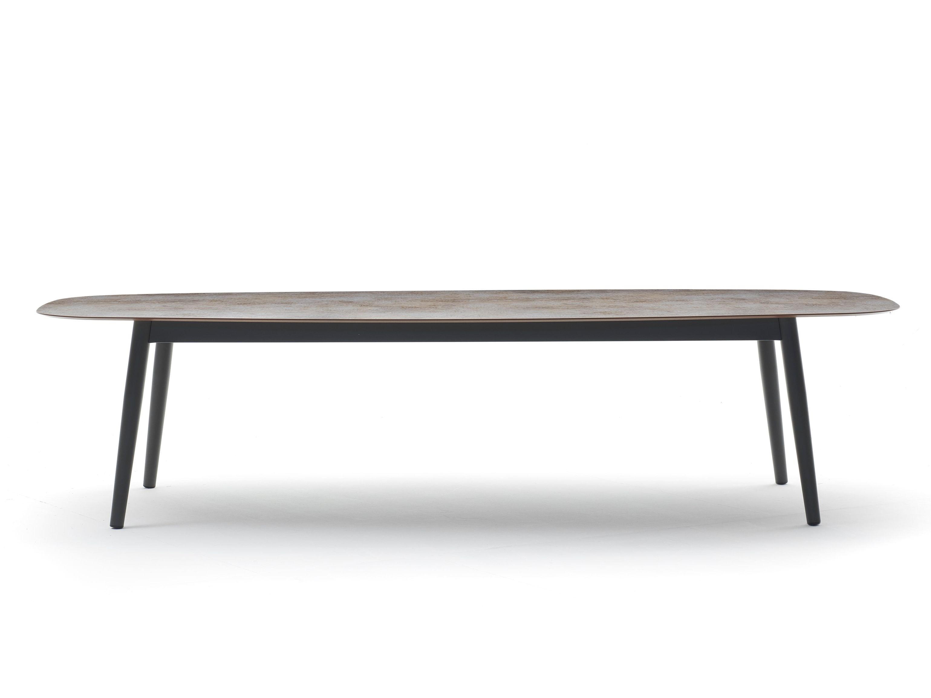 Elliptical garden table ELLISSE By Varaschin