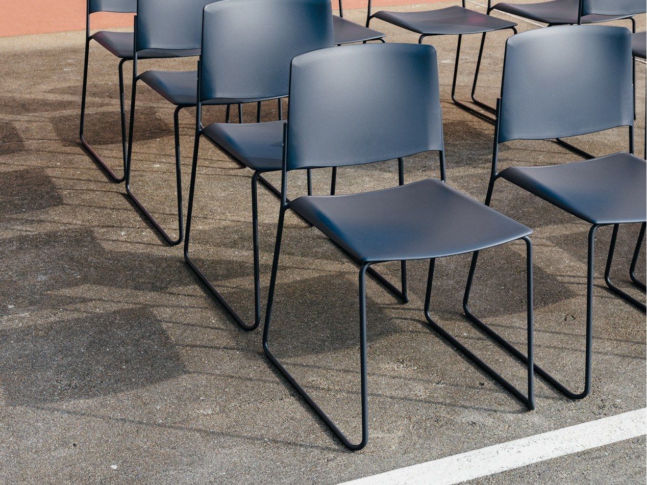 EMA | Sled base chair By ENEA design Lievore Altherr Molina