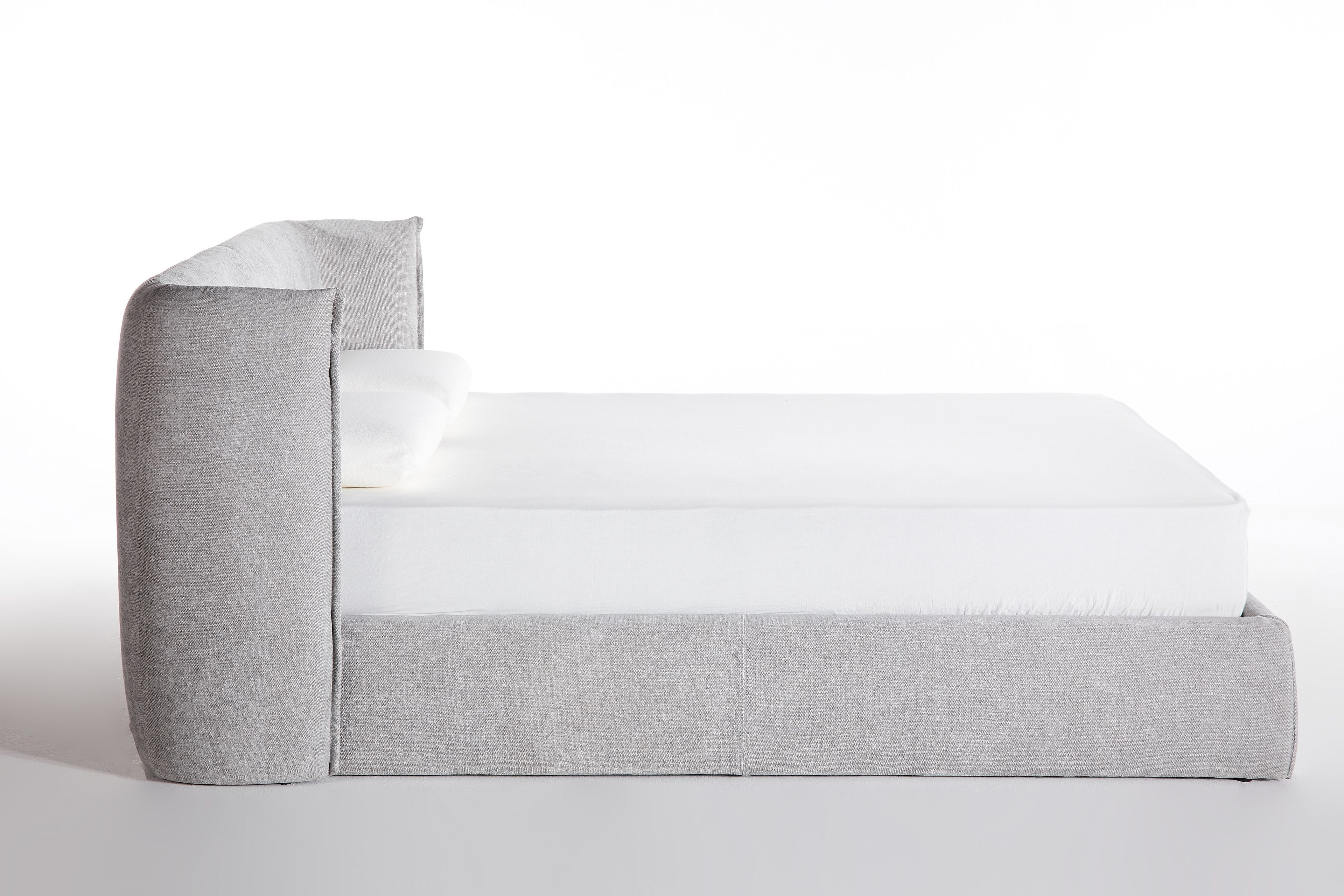 EMBRACE bed By grado design