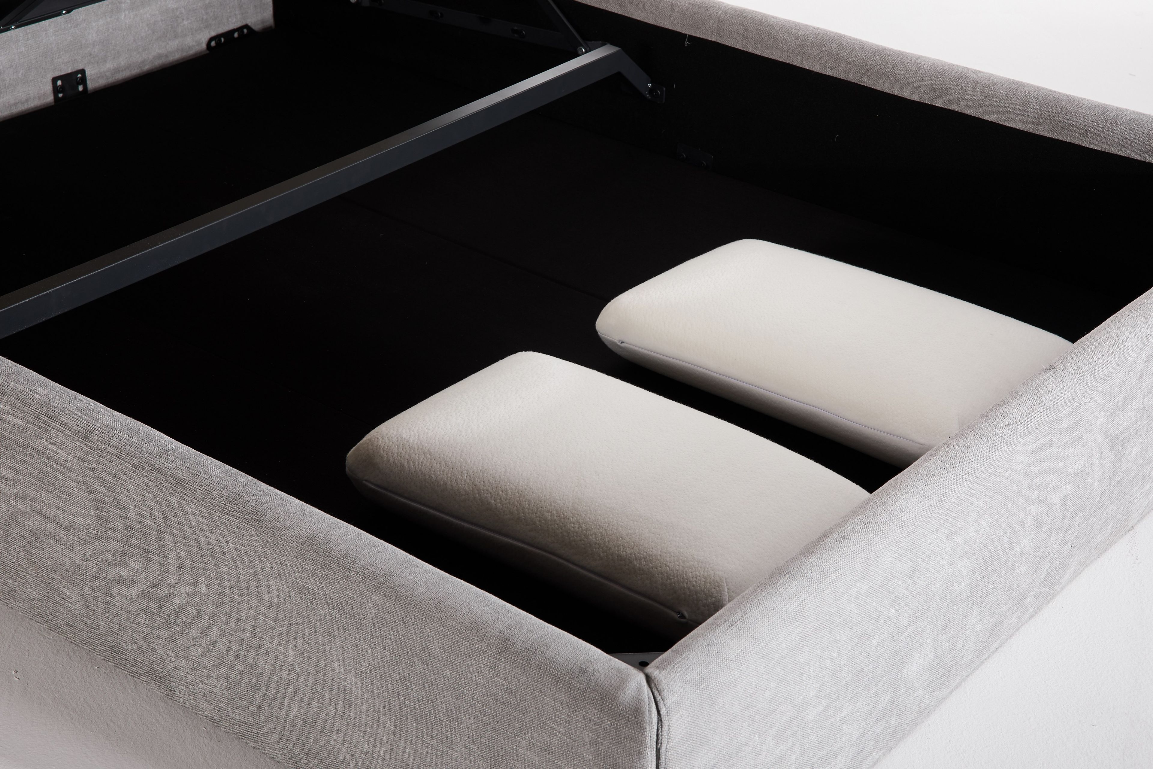 EMBRACE bed By grado design