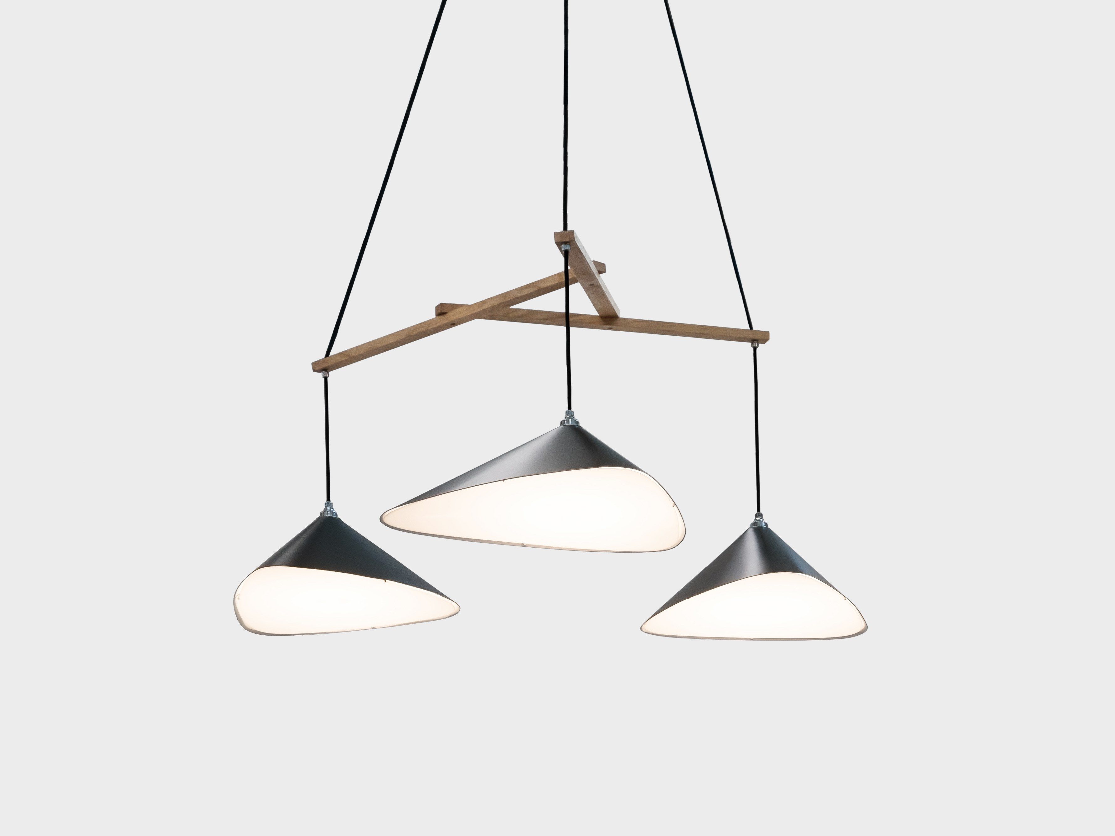 EMILY GROUP OF THREE By Daniel Becker Studio diseño Daniel Becker