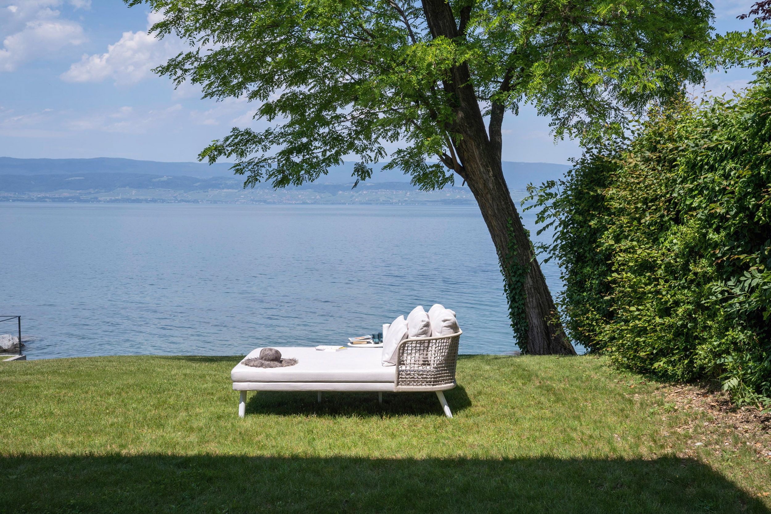 EMMA | Garden bed By Varaschin design Monica Armani