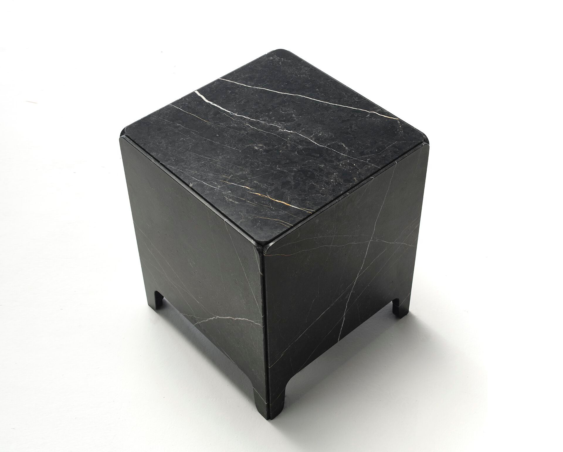 ROCK Bedside table By EPÒNIMO