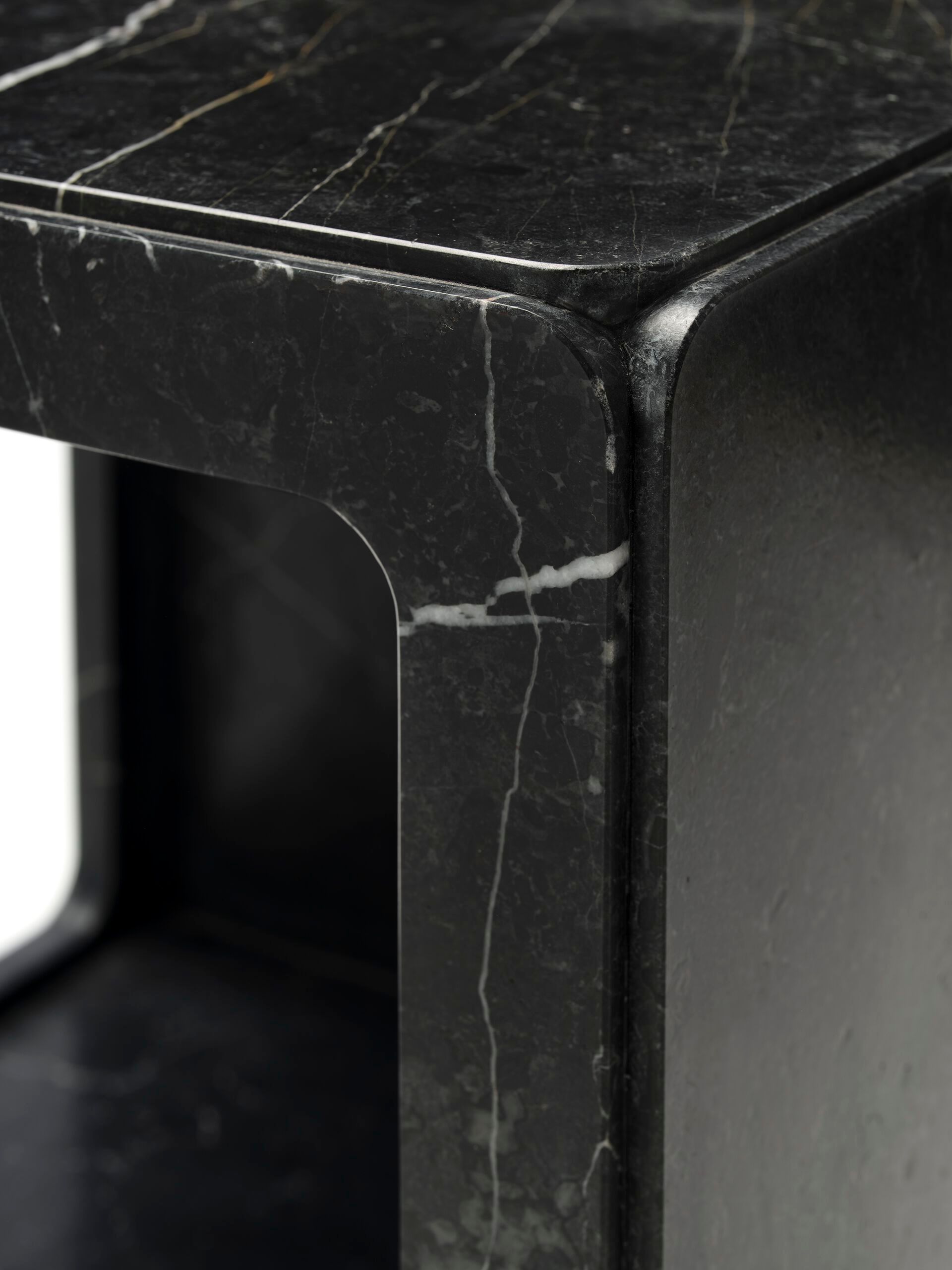 ROCK Bedside table By EPÒNIMO