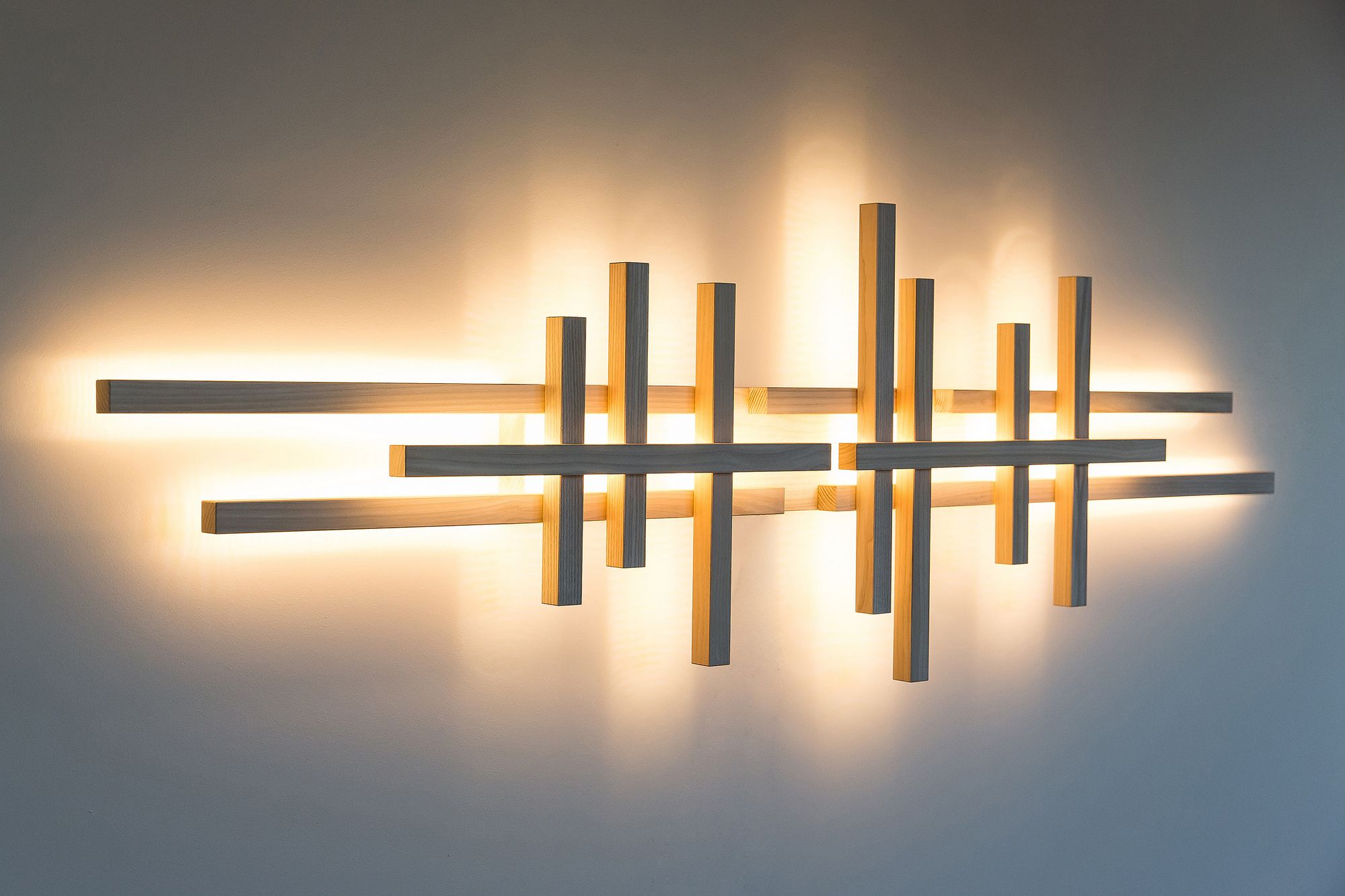 Lampada da parete a LED in legno EQUILIBRIUM LONG By NEXT LEVEL DESIGN ...