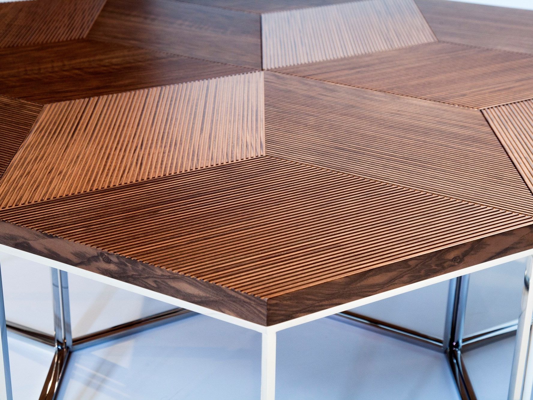 Hexagonal walnut coffee table ESAGONO By Mobi design Rasit Karaaslan