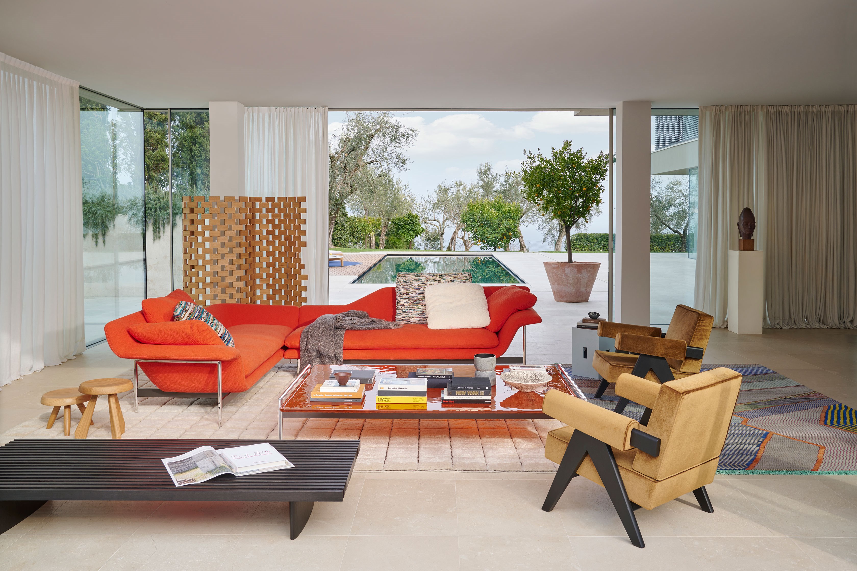 ESOSOFT | Day bed By Cassina design Antonio Citterio
