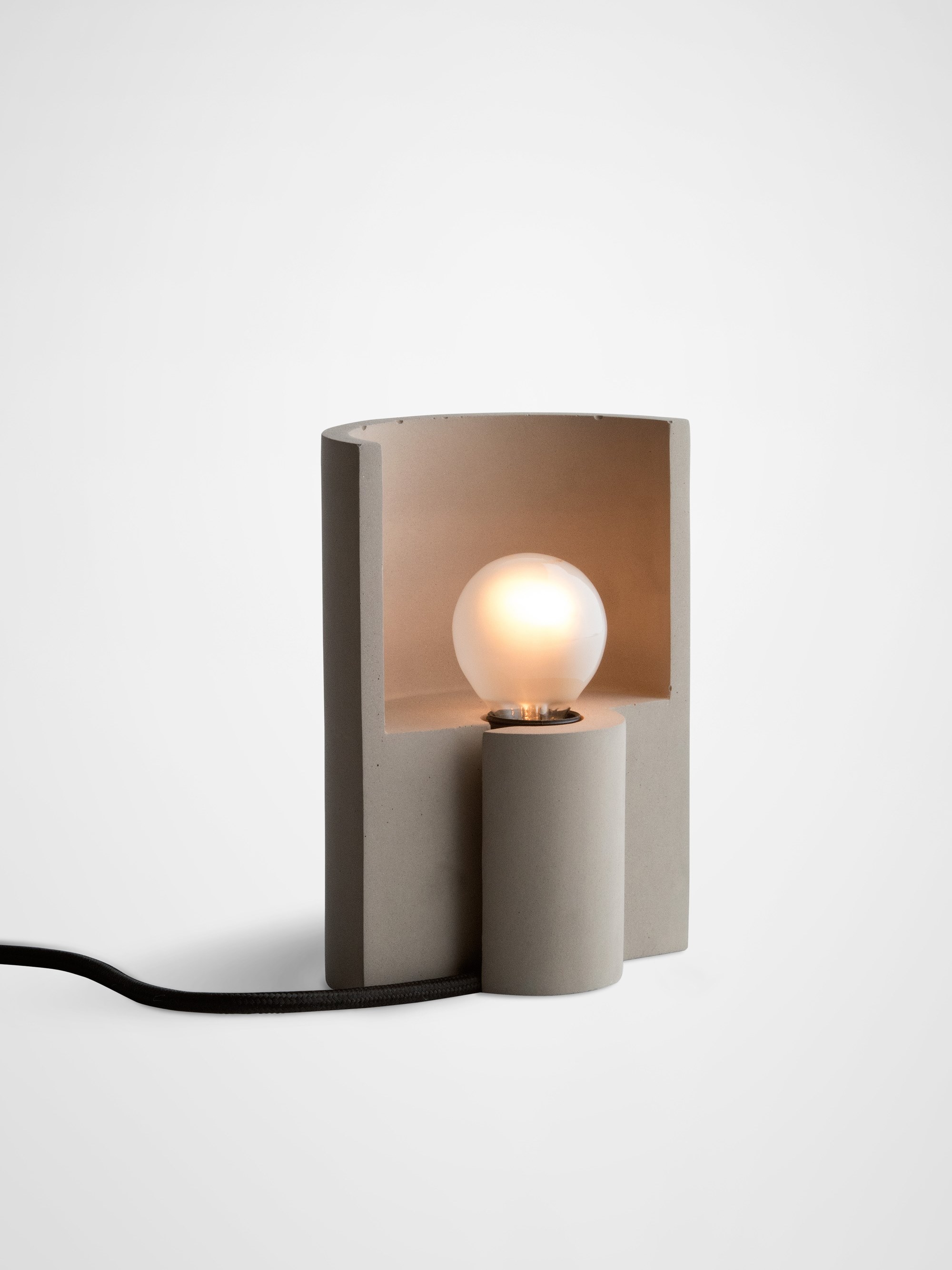 ESSE Table lamp By Plato Design