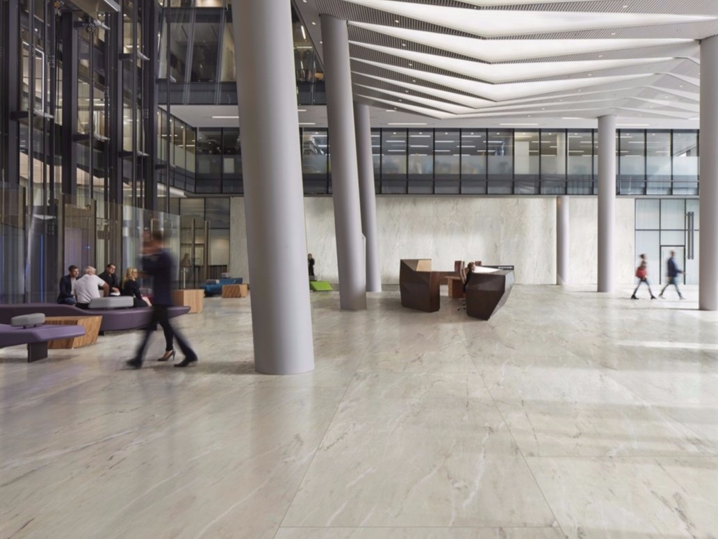 Wall/floor tiles with marble effect ESTREMOZ CREMA By FMG