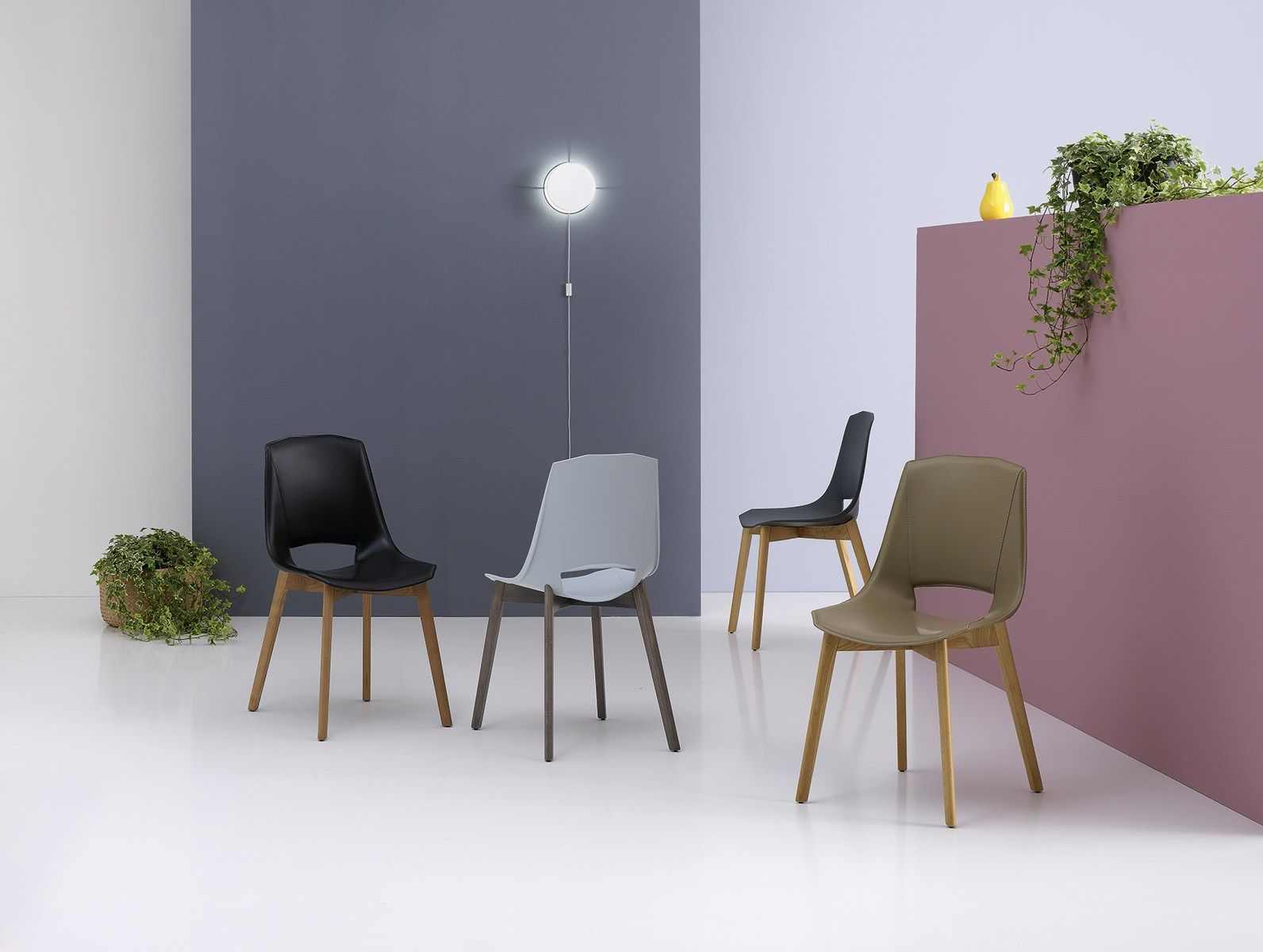 EVA 5 chair By Pointhouse