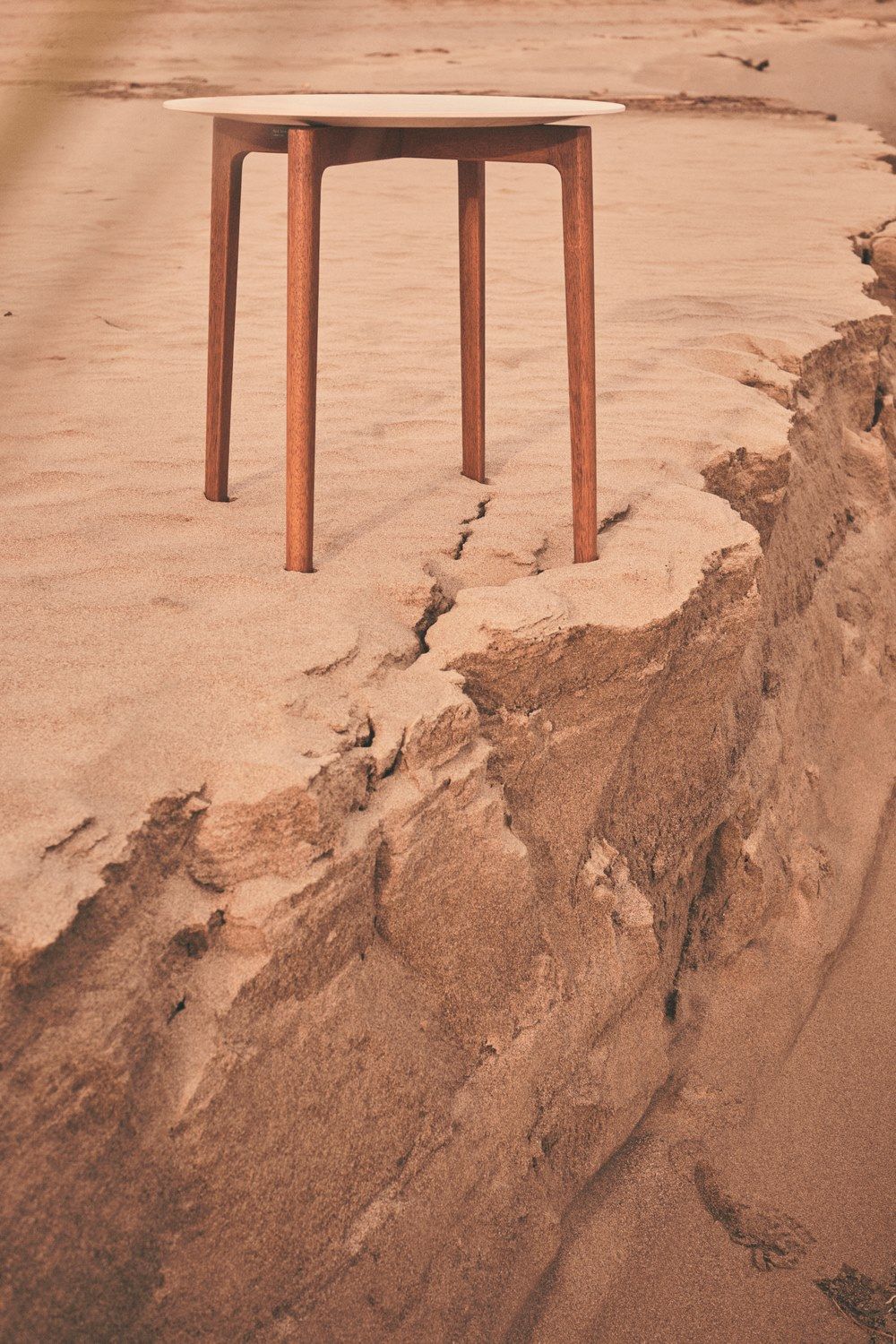 EVERYDAY LIFE SIDE TABLE OUTDOOR Round natural stone garden side table ...