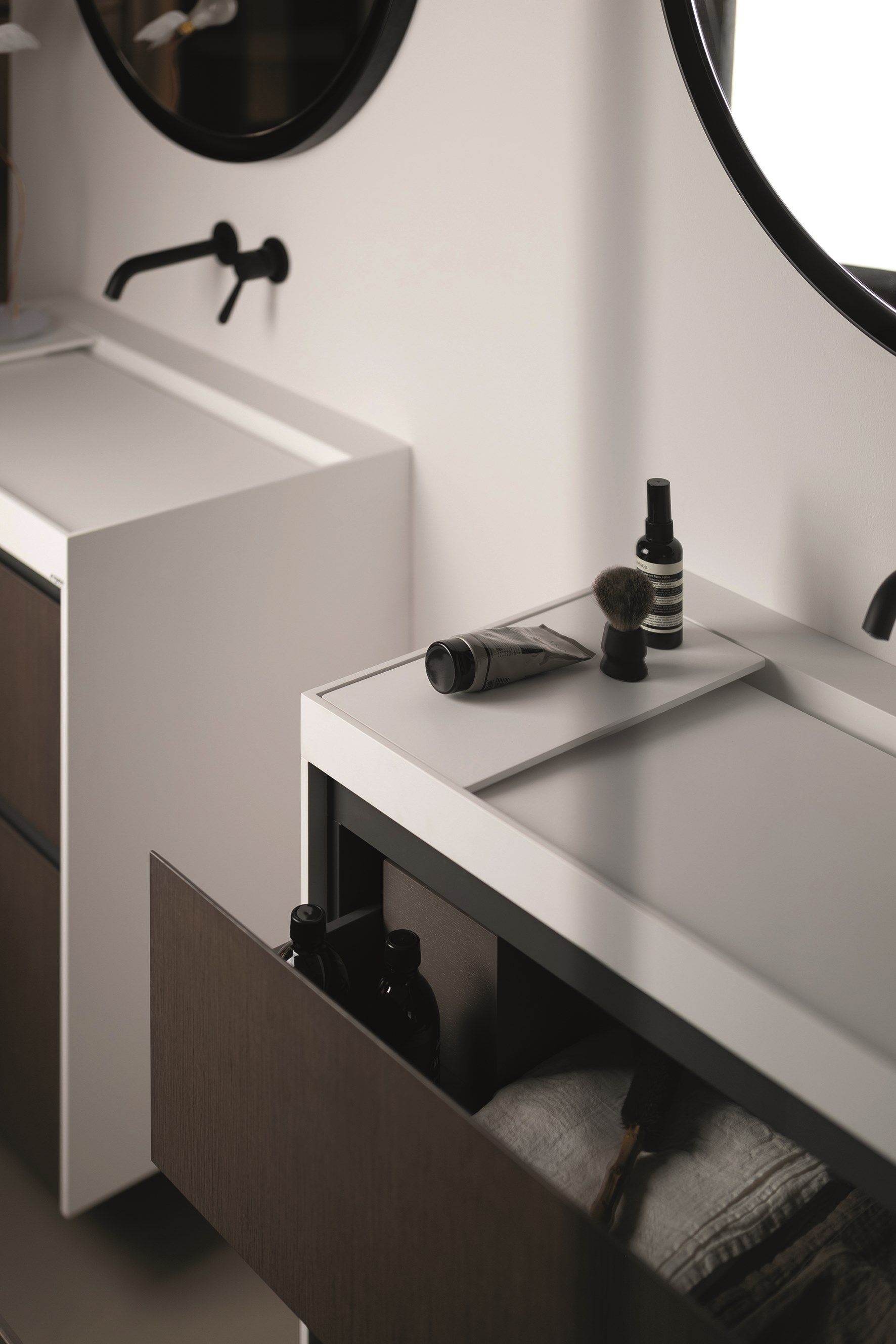 EVO 21 Vanity unit By Agape | design Benedini Associati