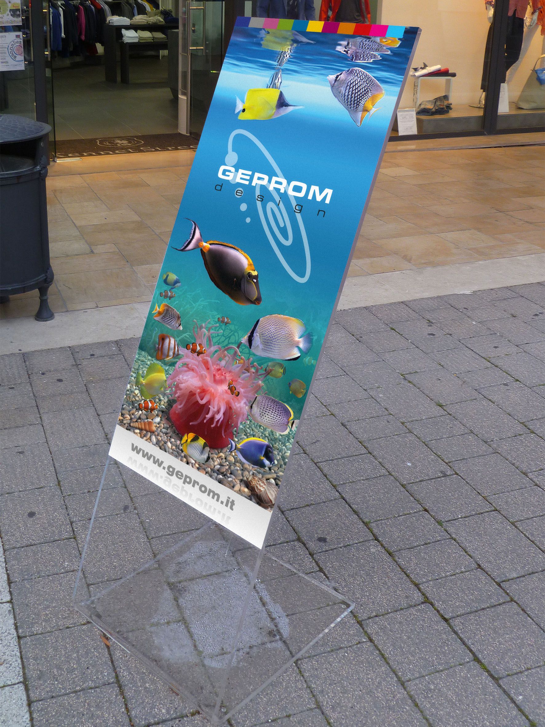 One-sided display stand EXPO-PLEX By GEPROM design