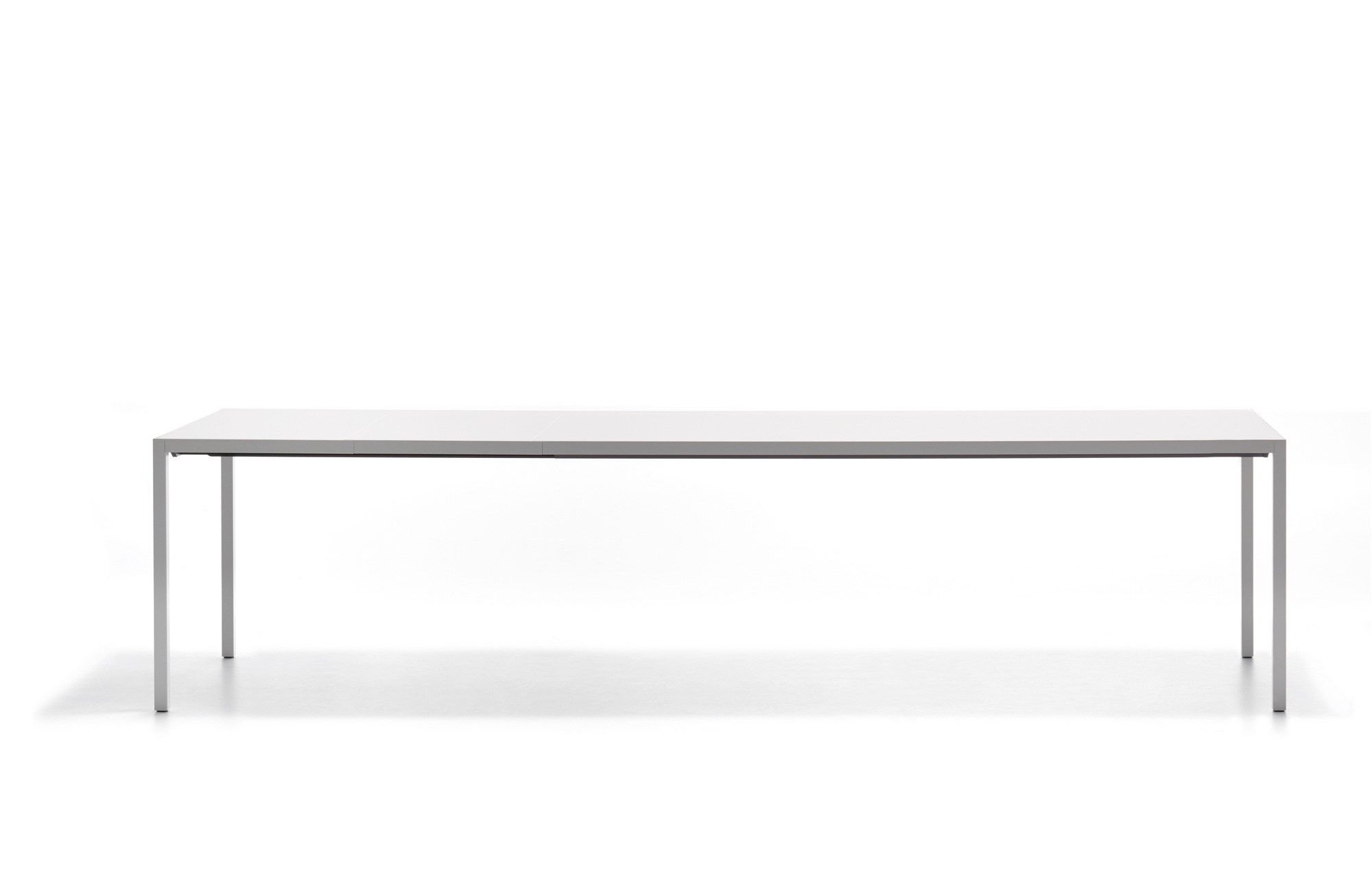 EXTENSION 桌子 By MDF Italia 设计师Bruno Fattorini