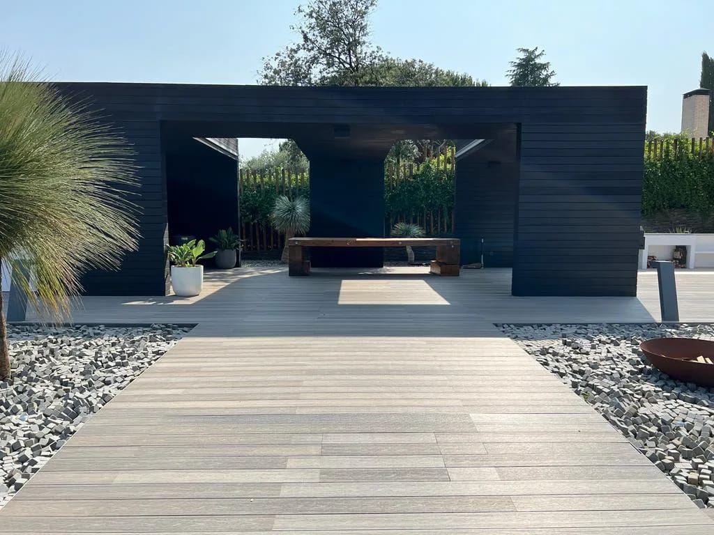 TECH CUBE S Decking By EXTERPARK