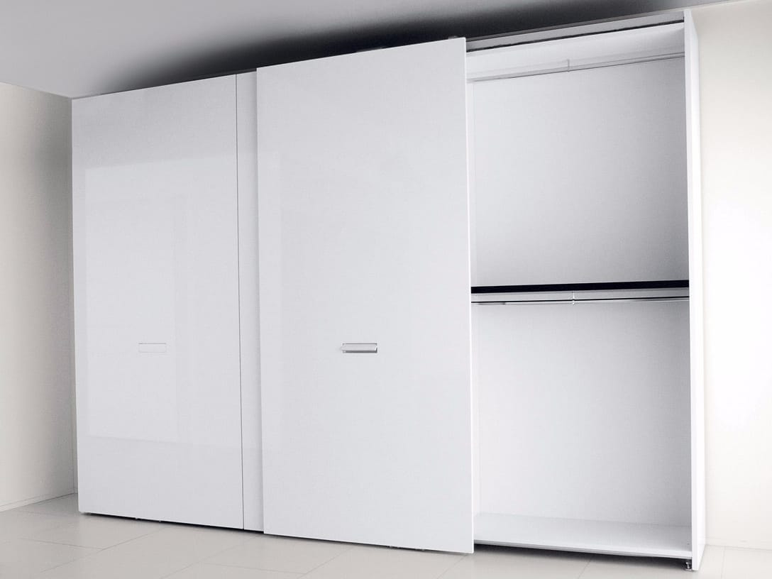 EXTRA | Wardrobe with coplanar doors Wardrobe with coplanar doors By ...