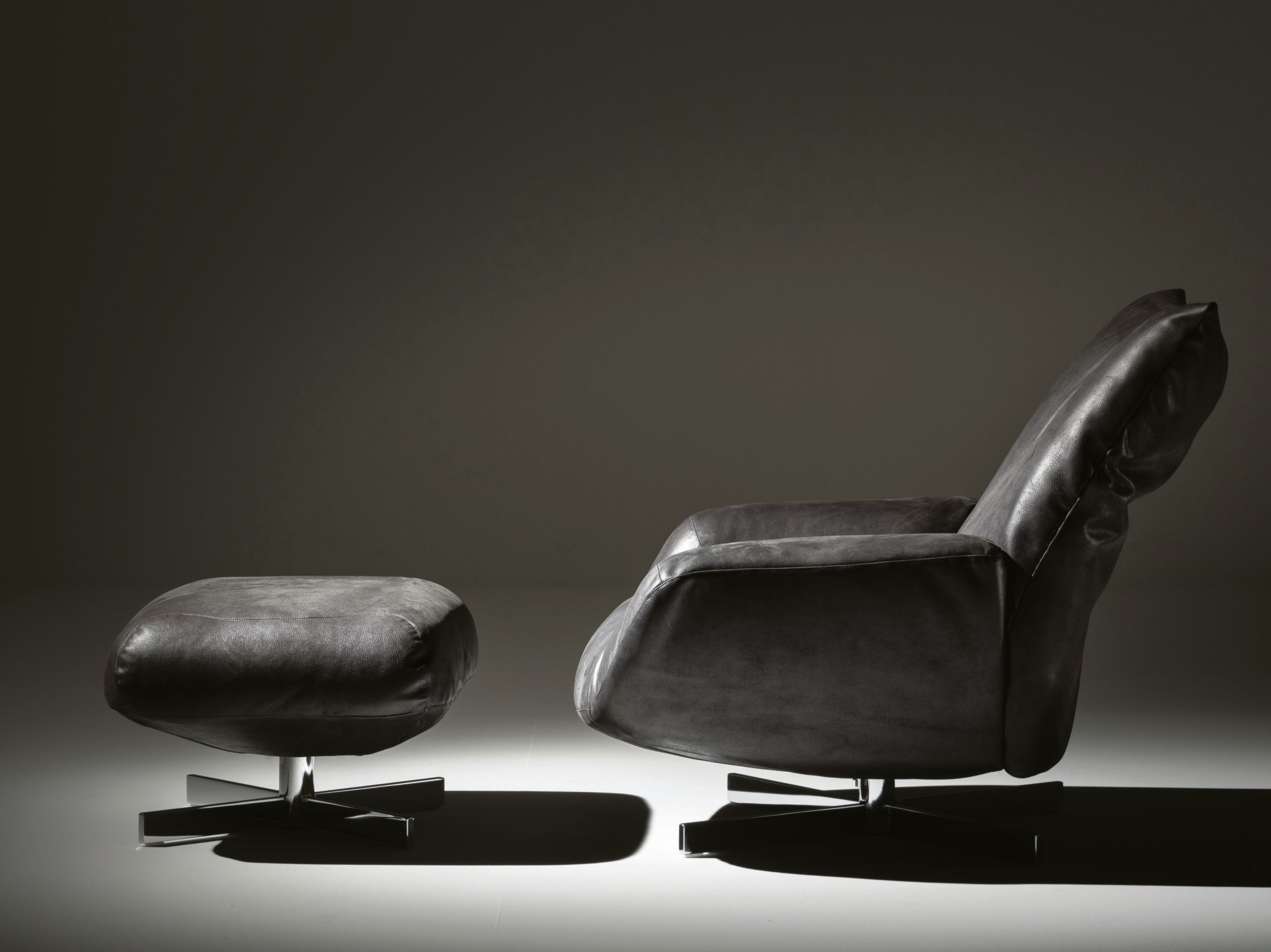 CHIARA 扶手椅 By Edra | design Francesco Binfaré