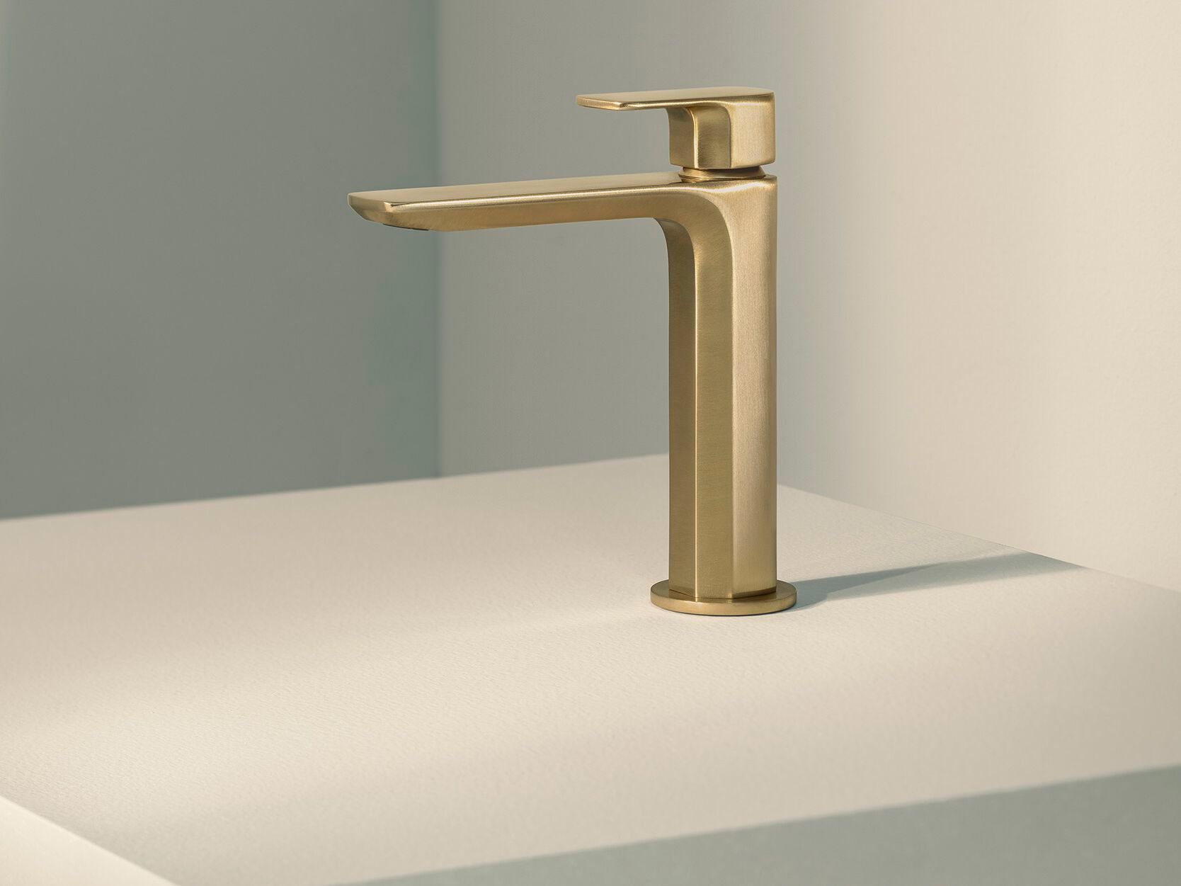 LETTERA 3030 Washbasin tap By Effepi