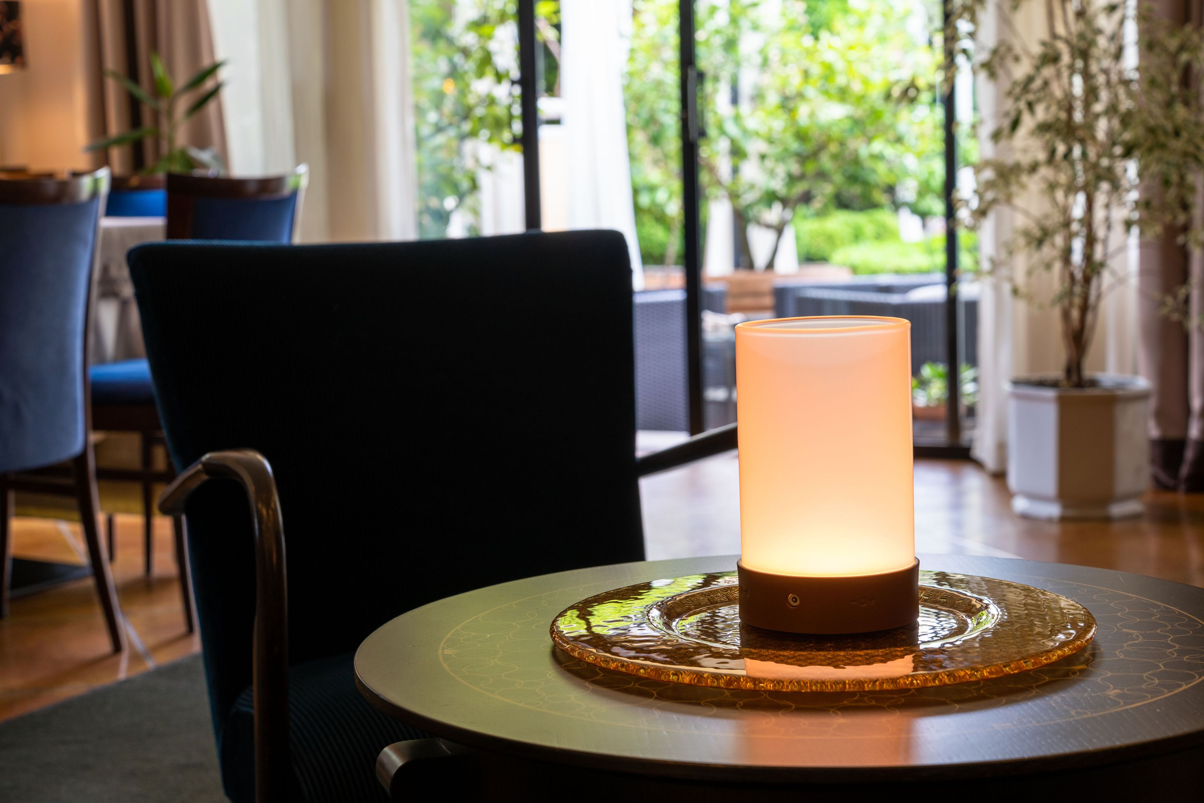 CHAPEAU Table lamp By Emera Design