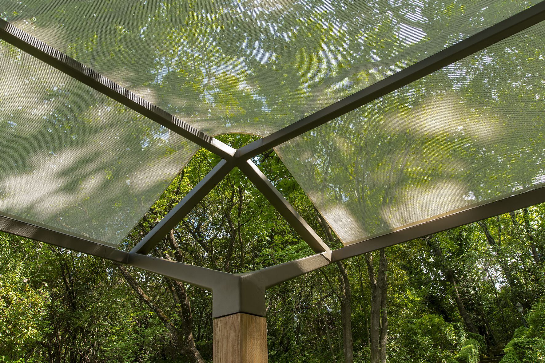 COSMO Pergola By Ethimo