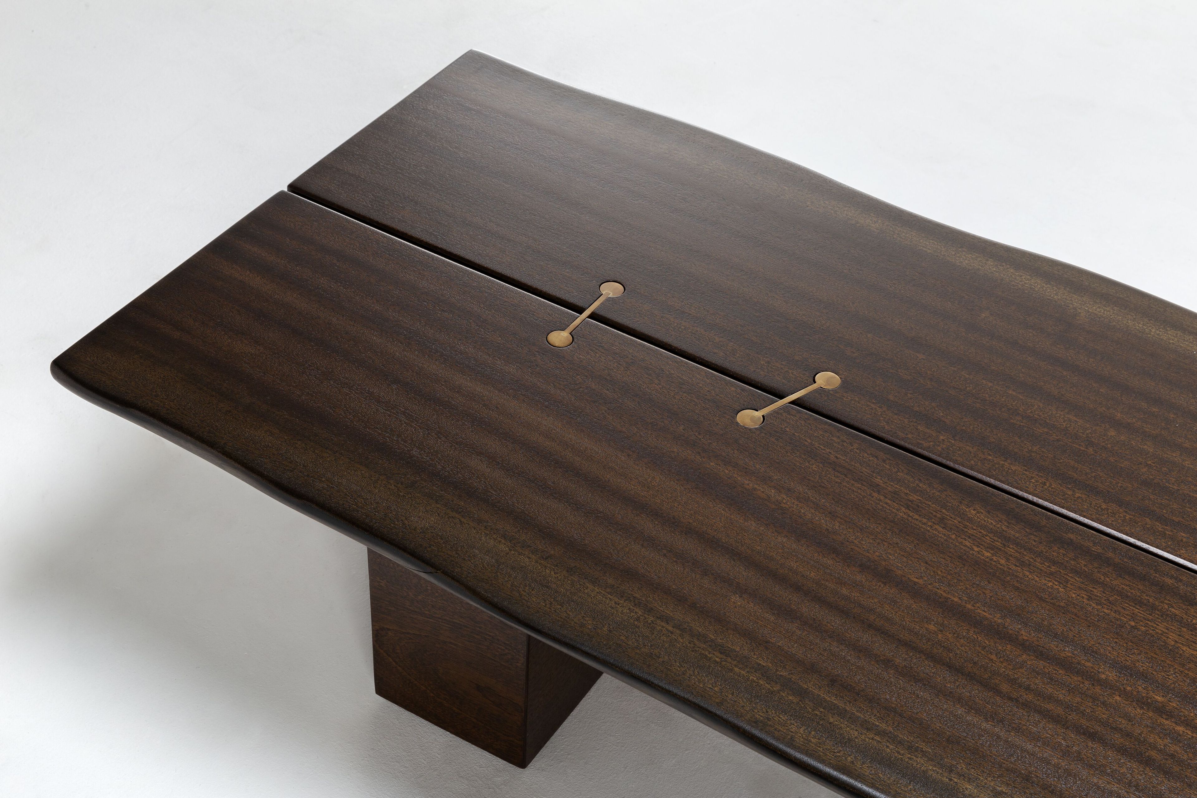 10TH JOINT Mahogany garden side table By Exteta