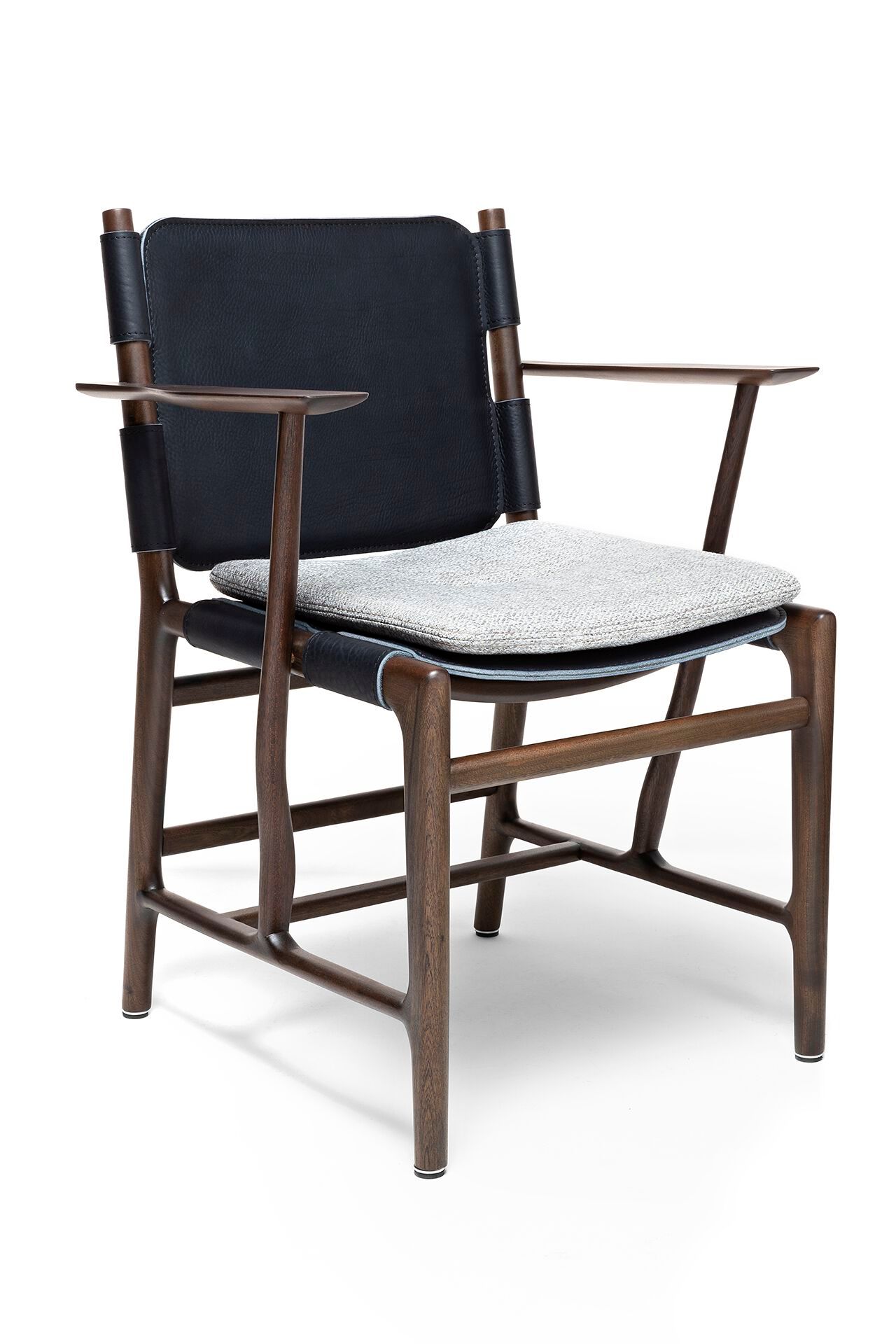 LEVANTE Mahogany and leather garden chair with armrests By Exteta