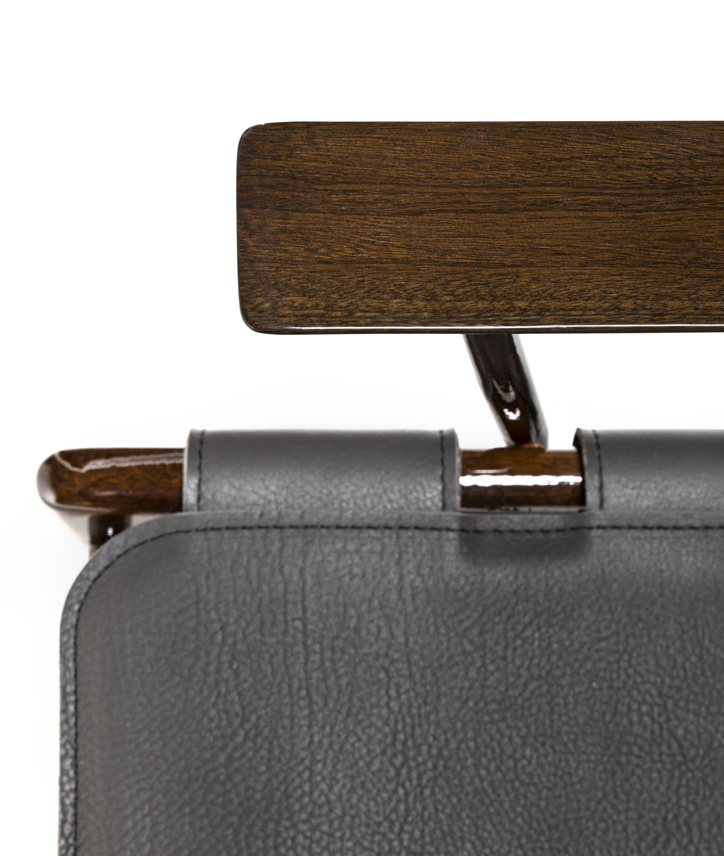 LEVANTE Mahogany and leather garden chair with armrests By Exteta