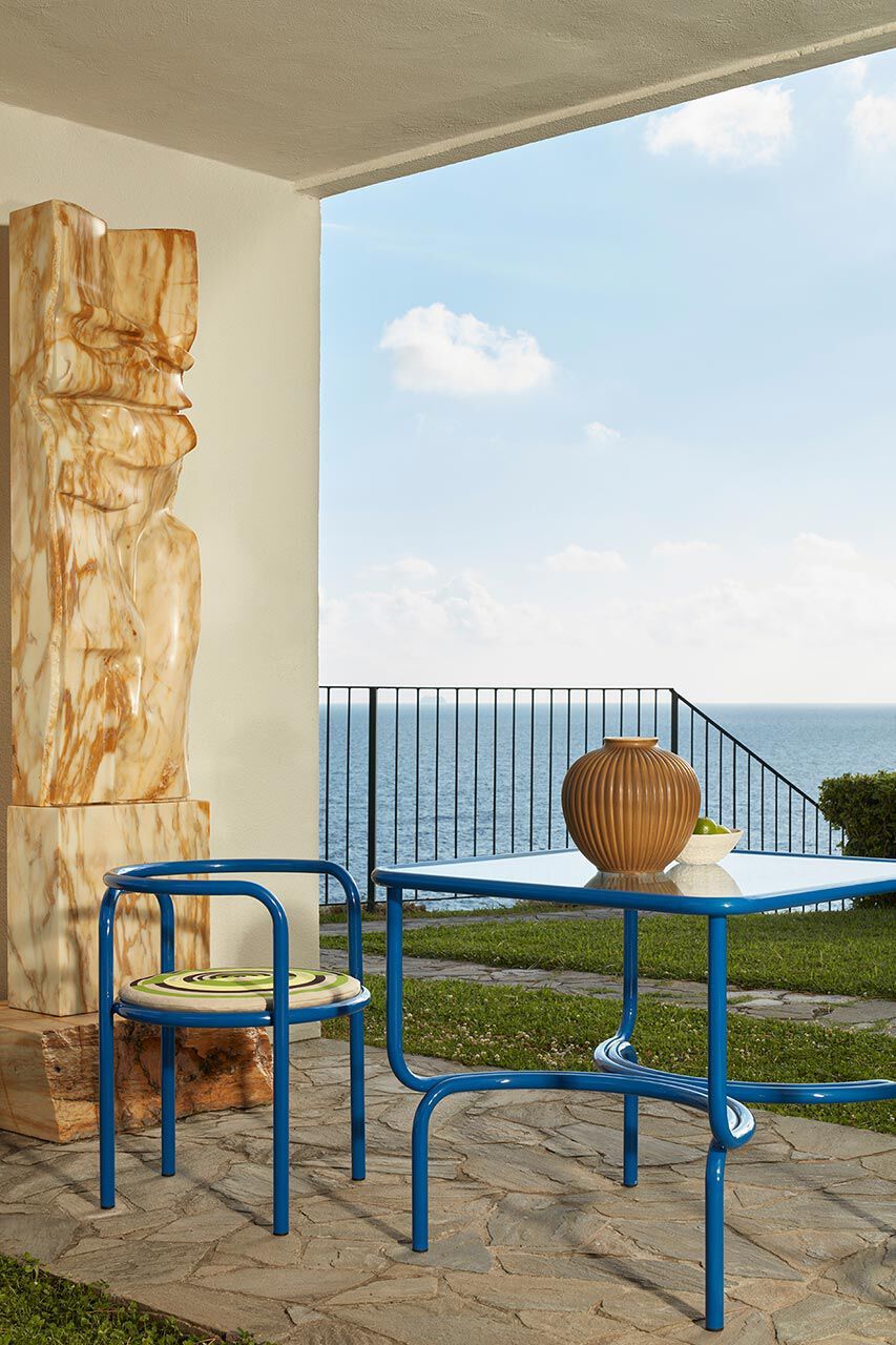 LOCUS SOLUS Powder coated steel garden chair By Exteta