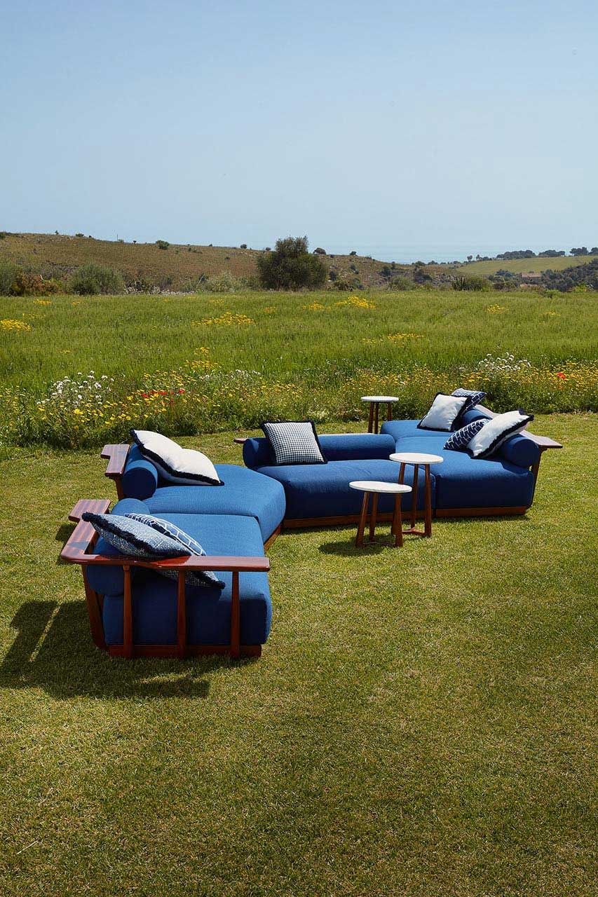 SUNSET PLATFORM Garden sofa By Exteta