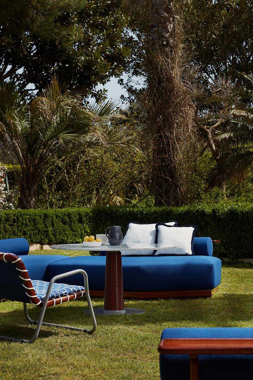 SUNSET PLATFORM Garden sofa By Exteta