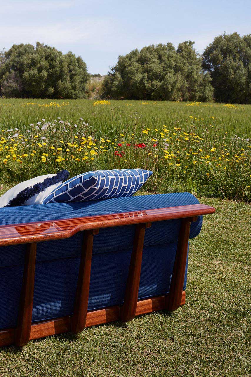SUNSET PLATFORM Garden daybed By Exteta