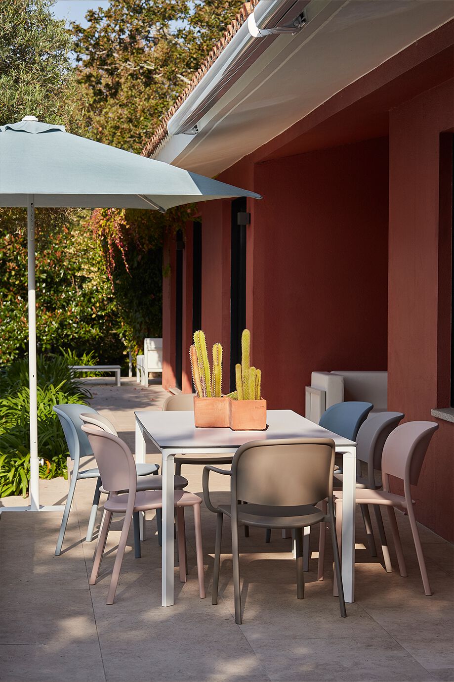 TRENA Chair By Ezpeleta