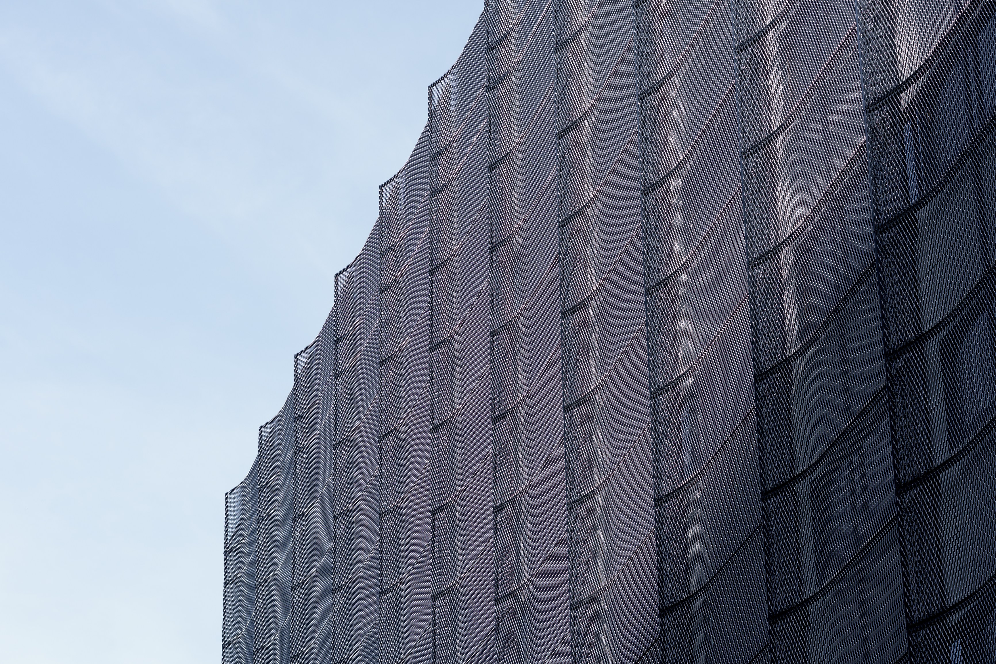 Expanded metal Stretched mesh for facade finish FAÇADE By METAL DEPLOYE
