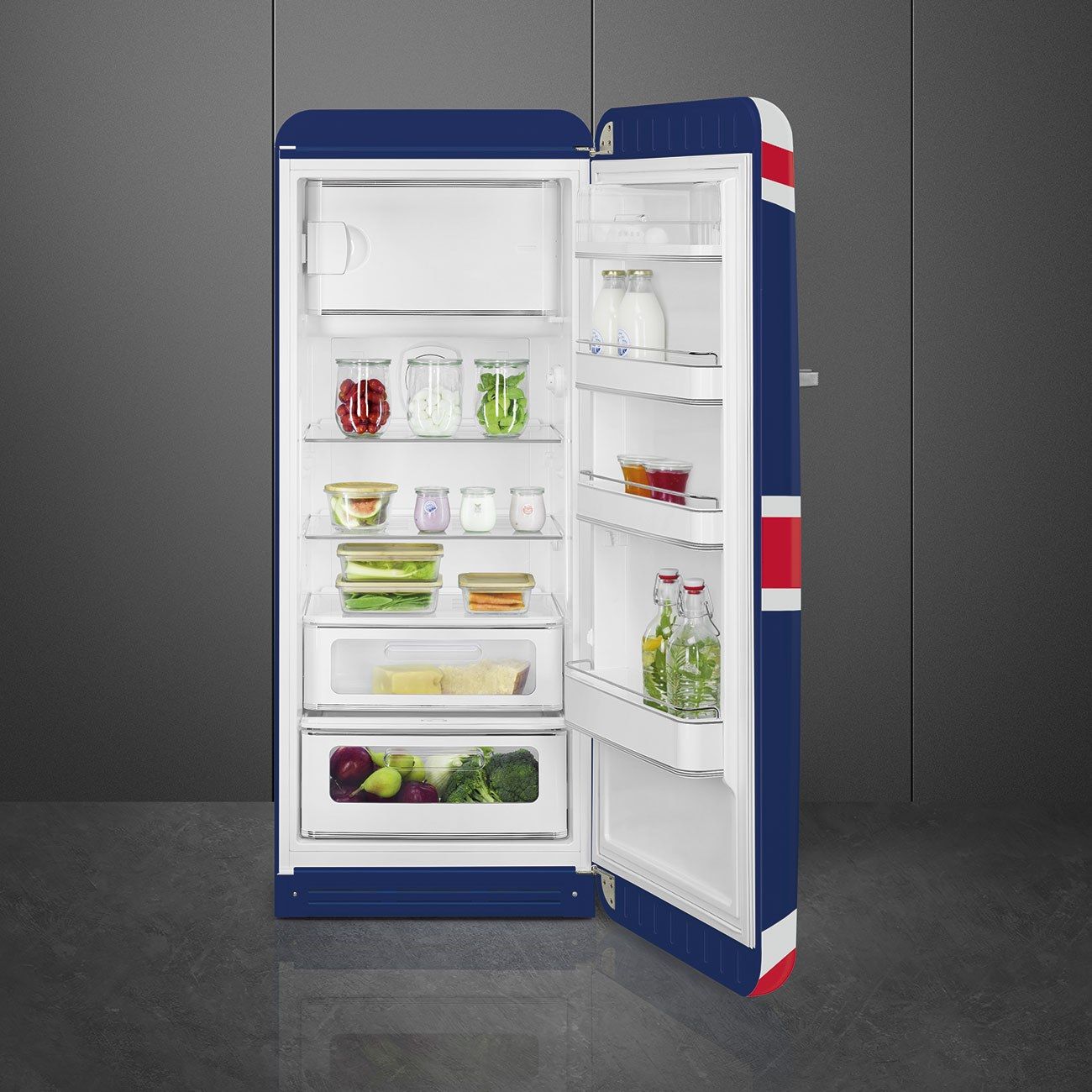 Freestanding single door refrigerator Class A+++ FAB28 UNION JACK By Smeg
