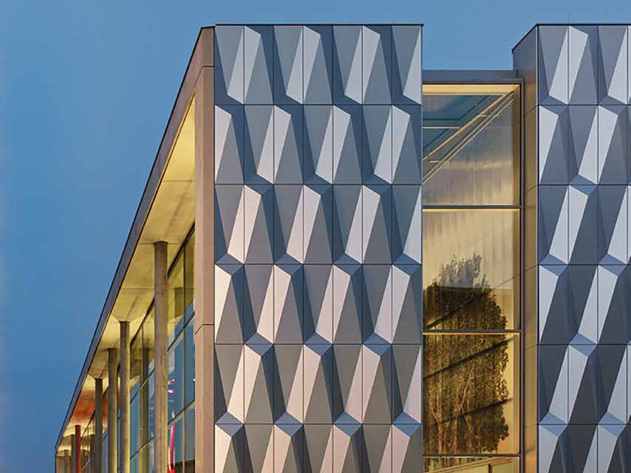 Sistema para fachada continúa en acero y vidrio FACCIATE CONTINUE OS ...