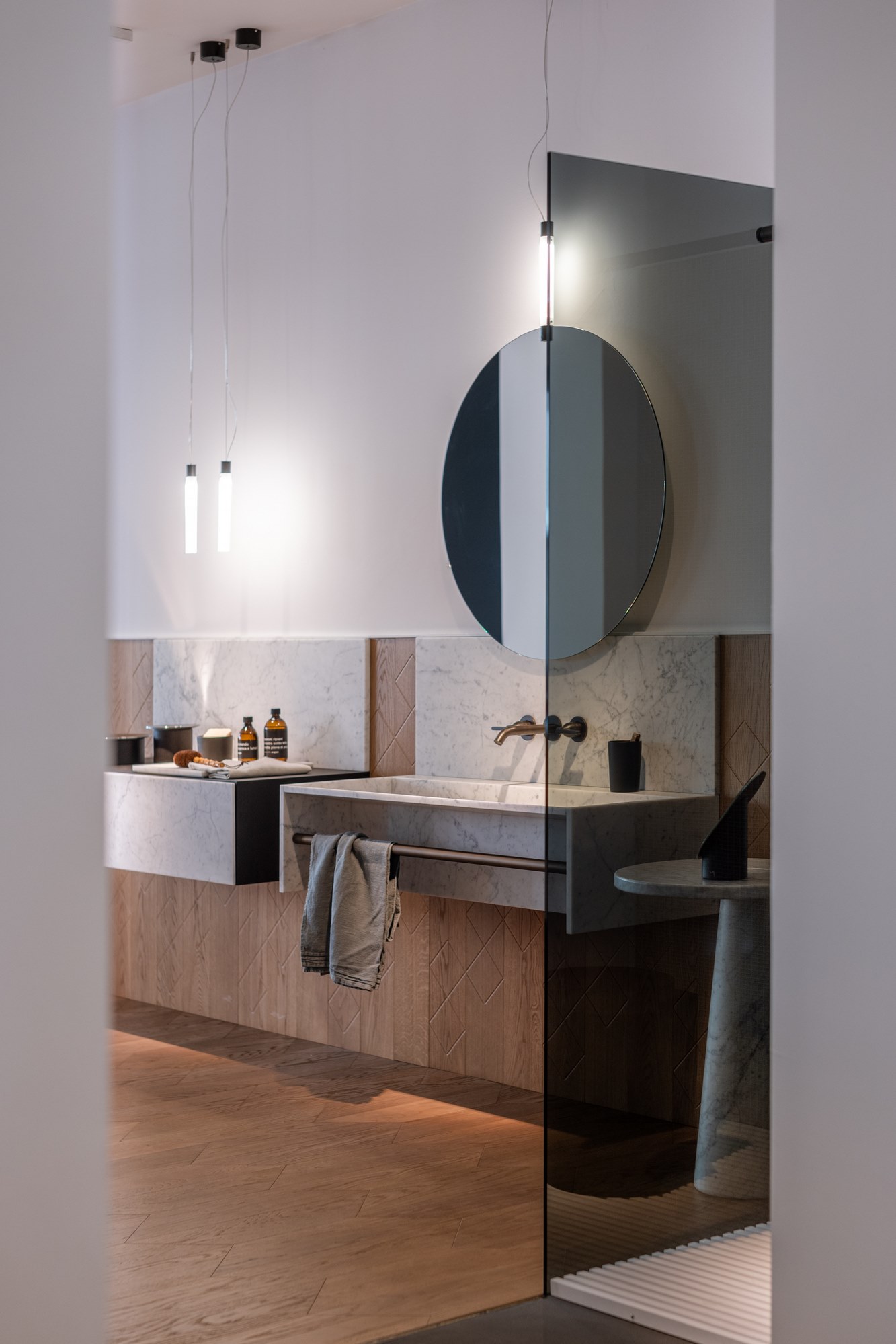 FACE À FACE Wall-mounted marble washbasin By Agape | design Jean Nouvel ...