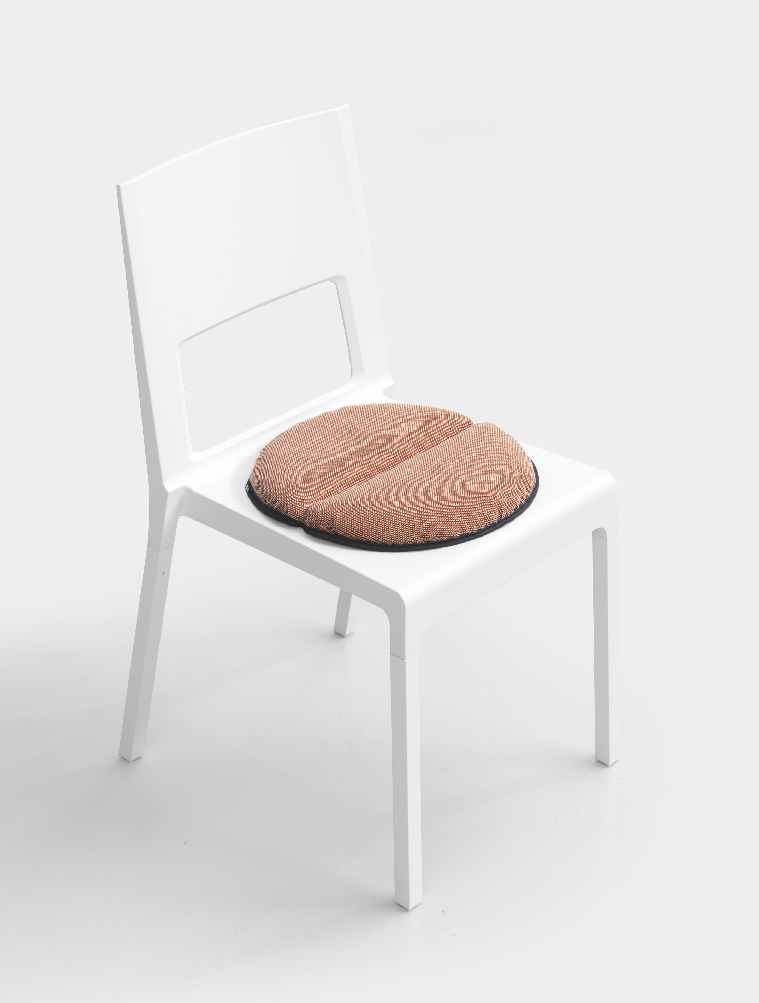 FACE chair By Kristalia design Luca Nichetto