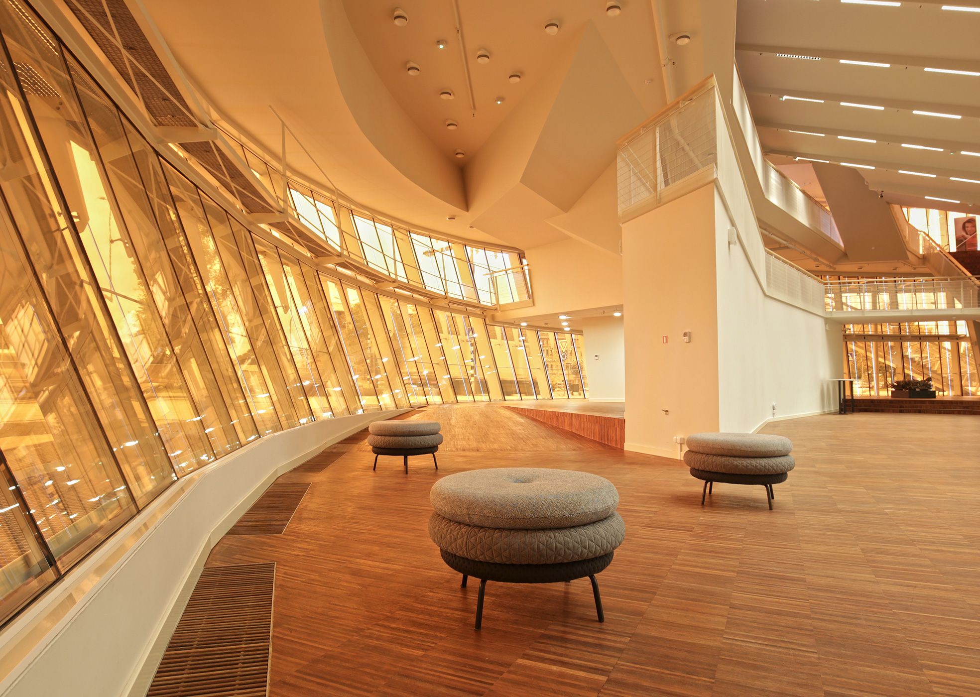 FAT TOM By Richard Lampert design Alexander Seifried