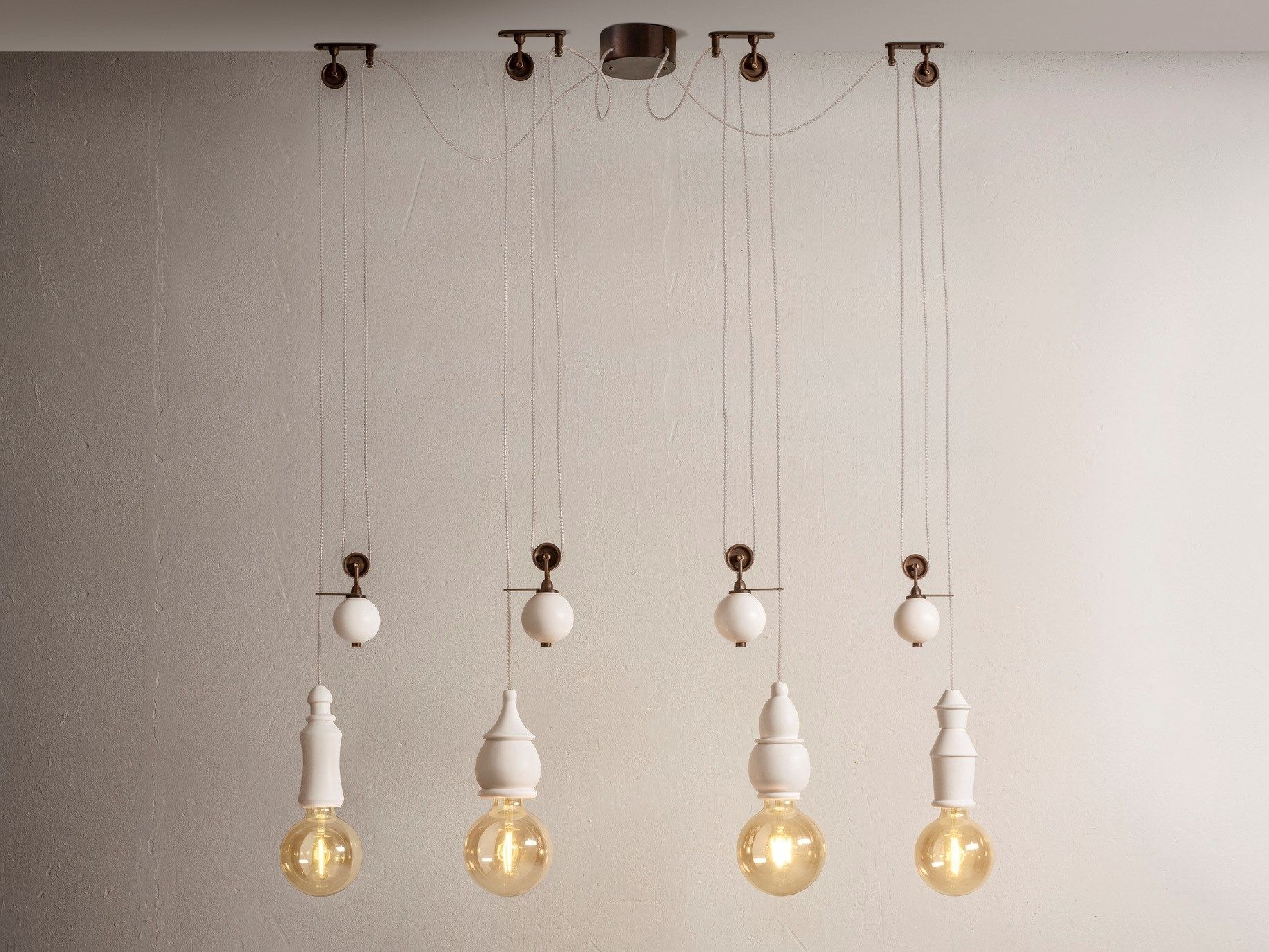 FATE | Ceramic pendant lamp By Aldo Bernardi