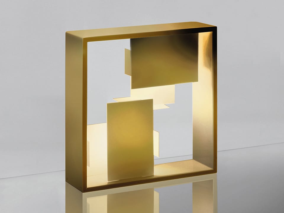 Halogen plate table lamp FATO By Artemide design Gio Ponti