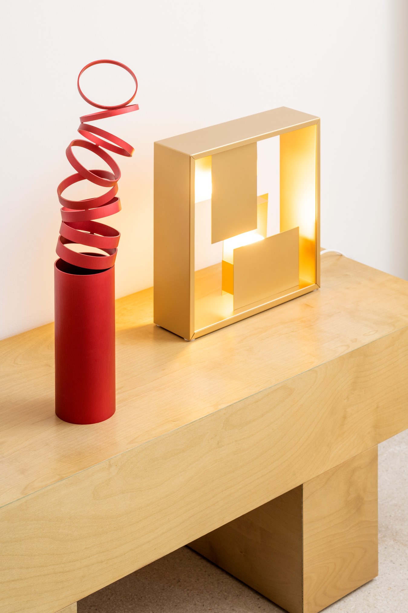 FATO Table lamp By Artemide | design Gio Ponti