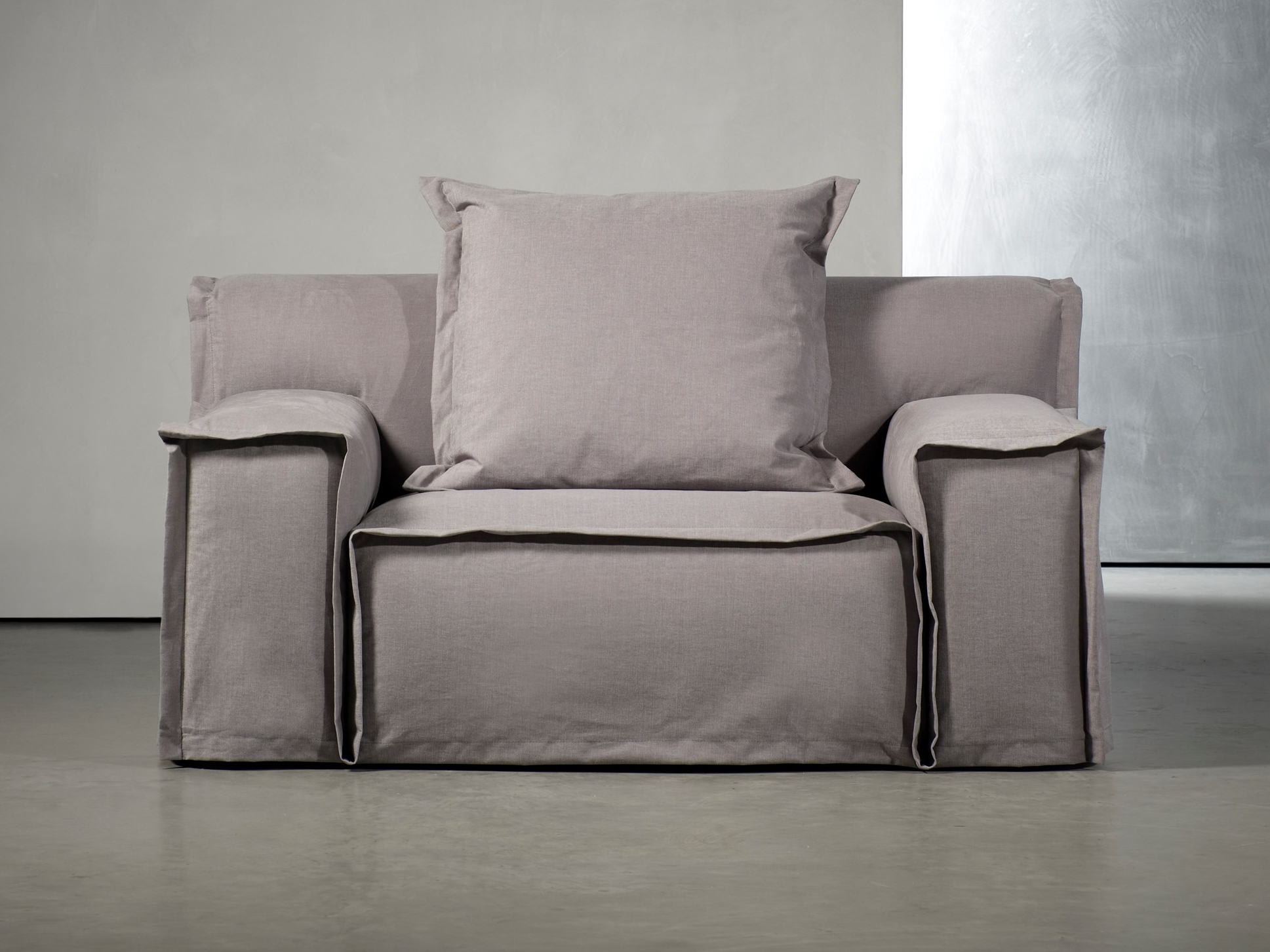 FEDDE LIVING | Small sofa By Piet Boon design Piet Boon