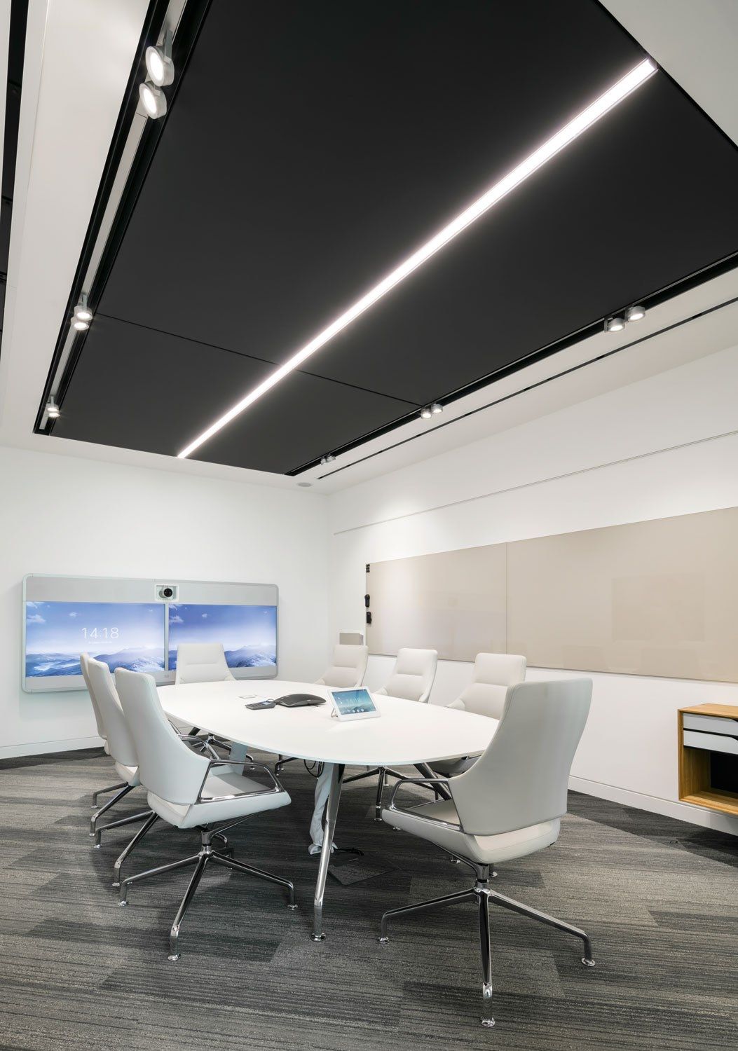 FEMTOLINE 25 FLUSH linear lighting profile By Delta Light