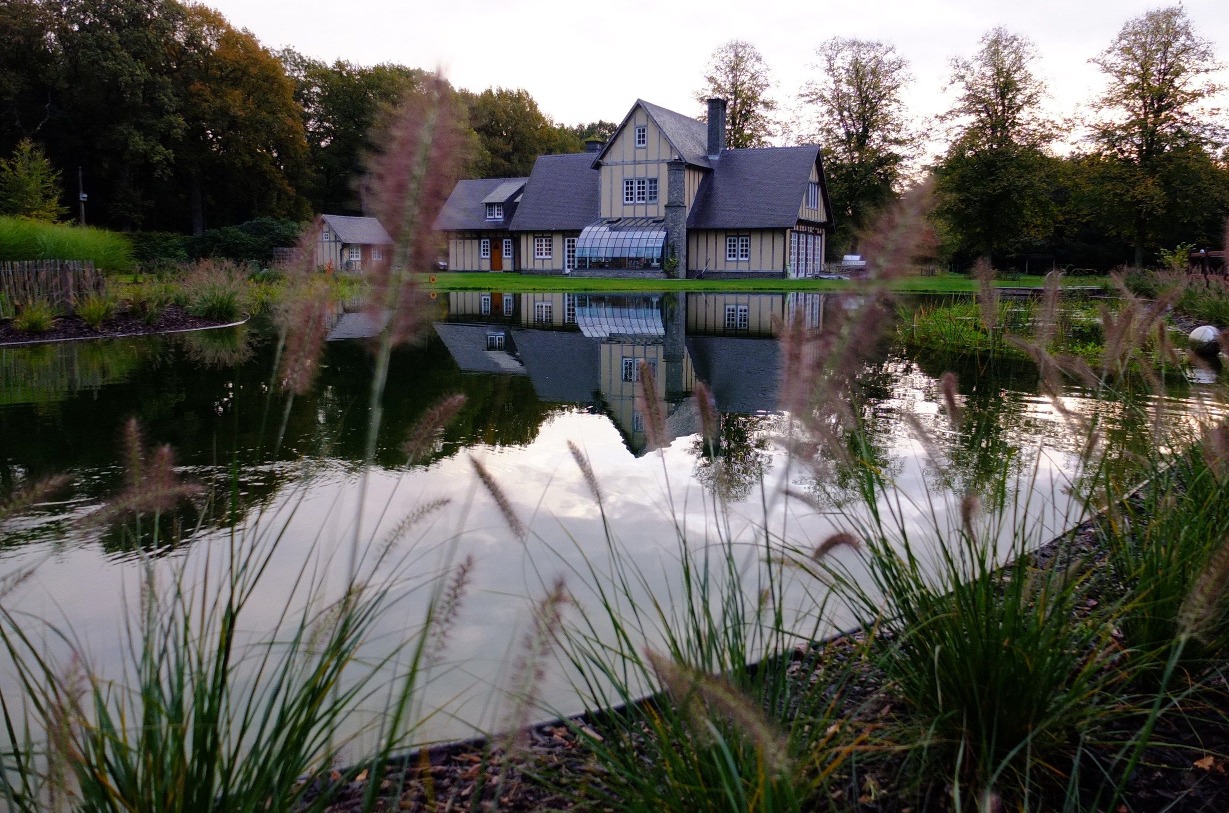 Tela y revestimiento para obras de contención FIRESTONE PONDGARD™ EPDM ...