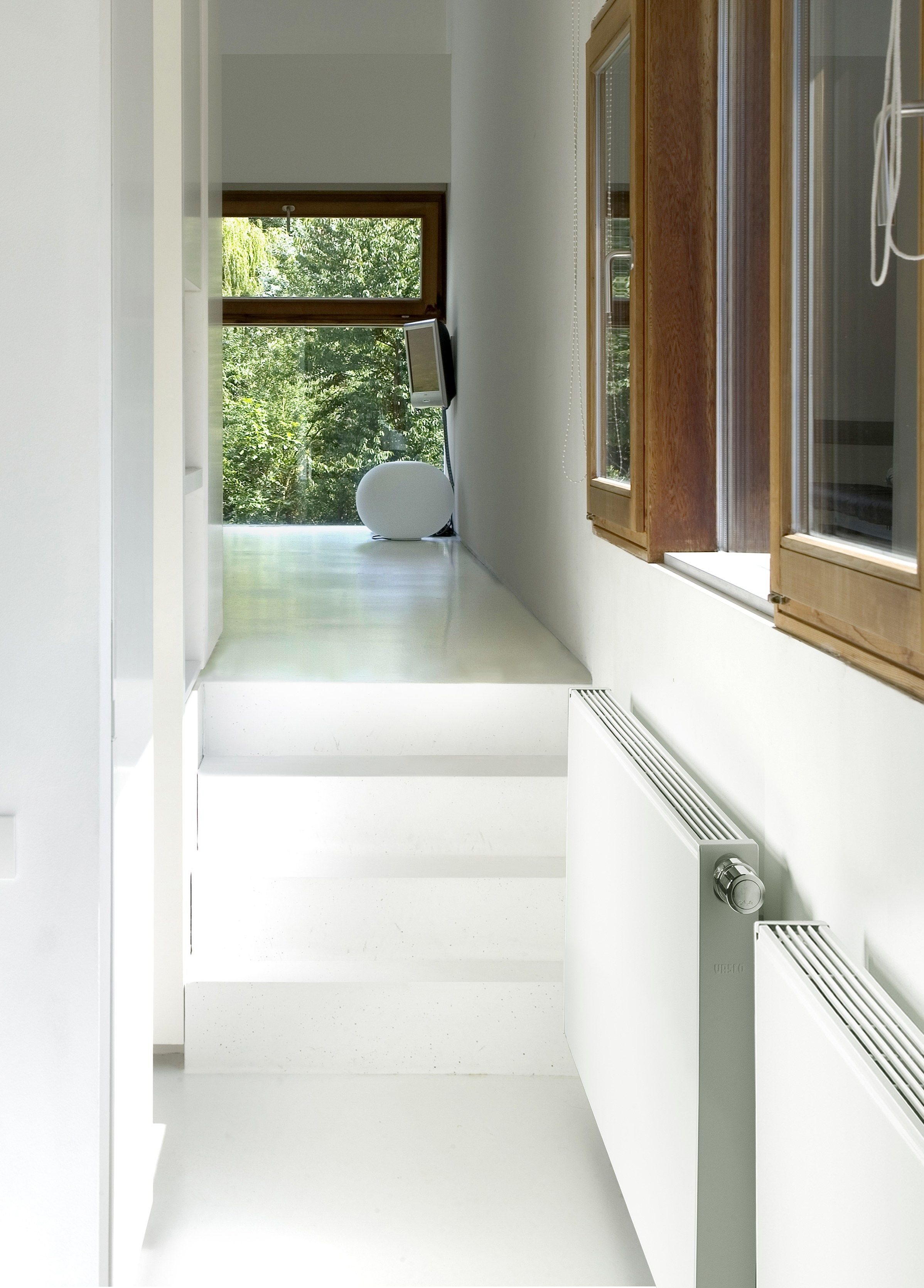 Horizontal steel panel radiator FLAT LINE By VASCO