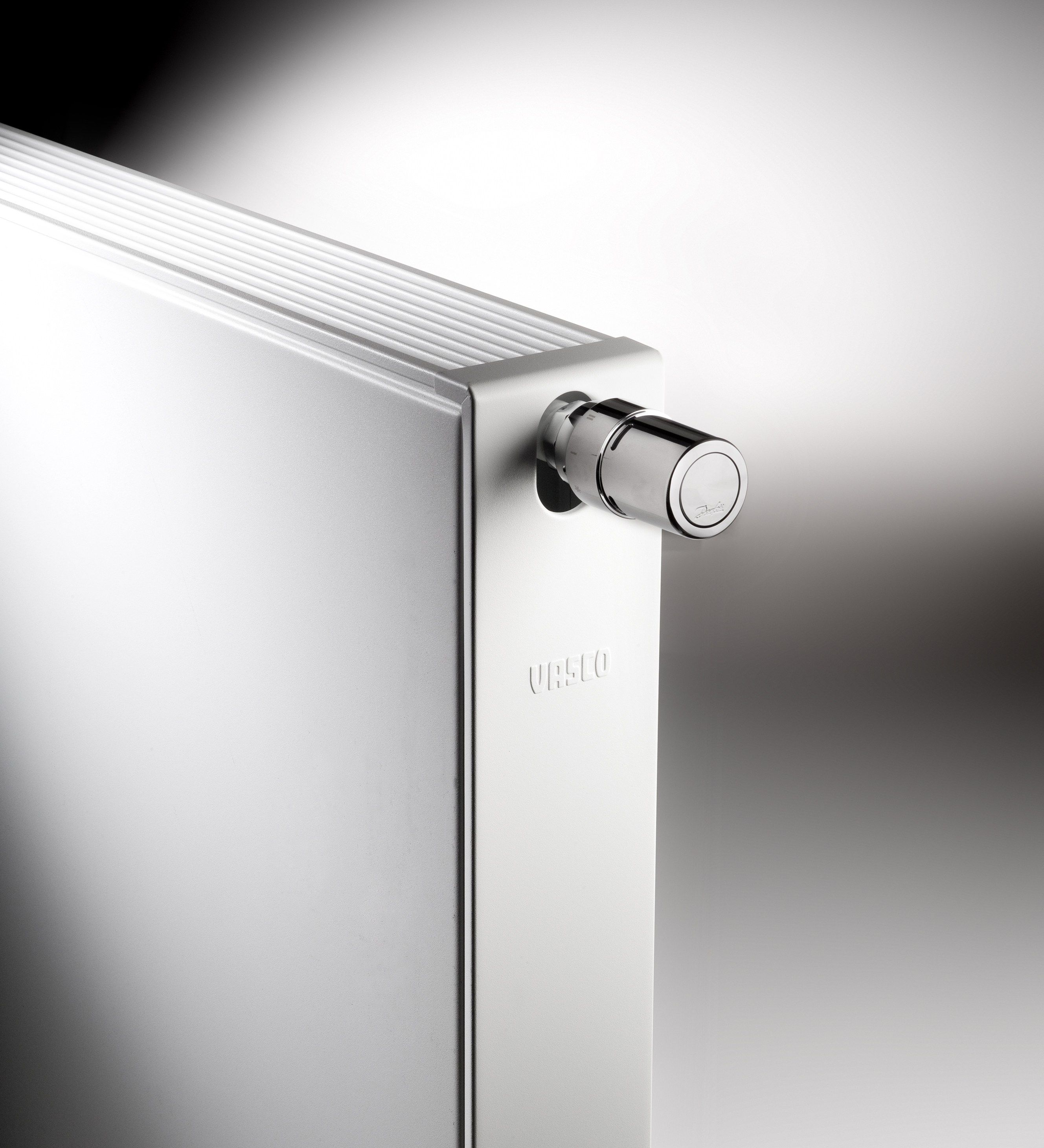 Horizontal steel panel radiator FLAT LINE By VASCO